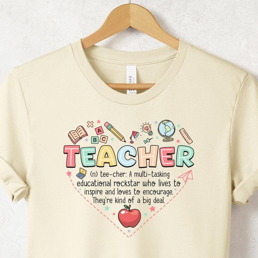 Hot Trending Strawberry Pattern, Cute Fruit, Summer Aesthetic T ...