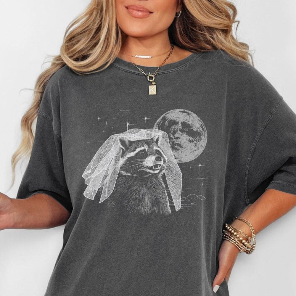 Hot Trending T-Shirt With Funny Bride, Distressed Retro Bride Tshirt ...