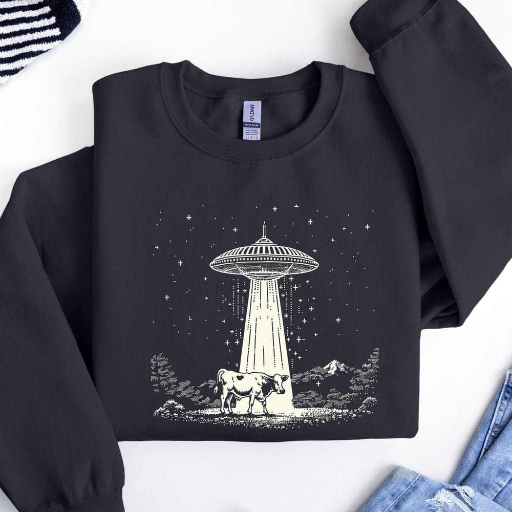Hot Trending T-Shirt With Ufo Cow Abduction, Funny Western 90S Graphic ...
