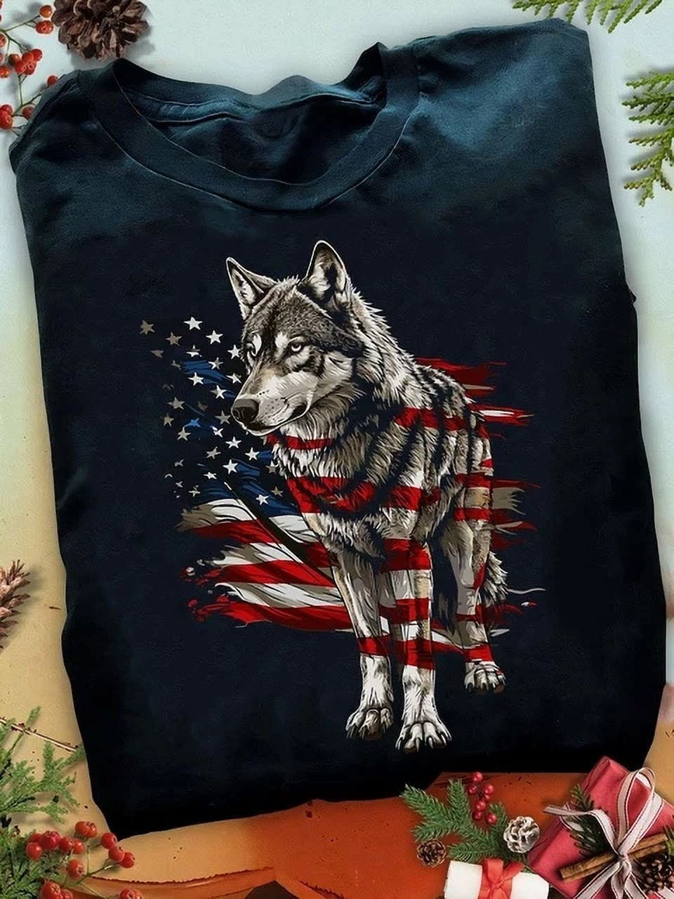 Hot Trending T-Shirt With Wolf Outfit Patriotic Wolves 4Th Of July Usa ...