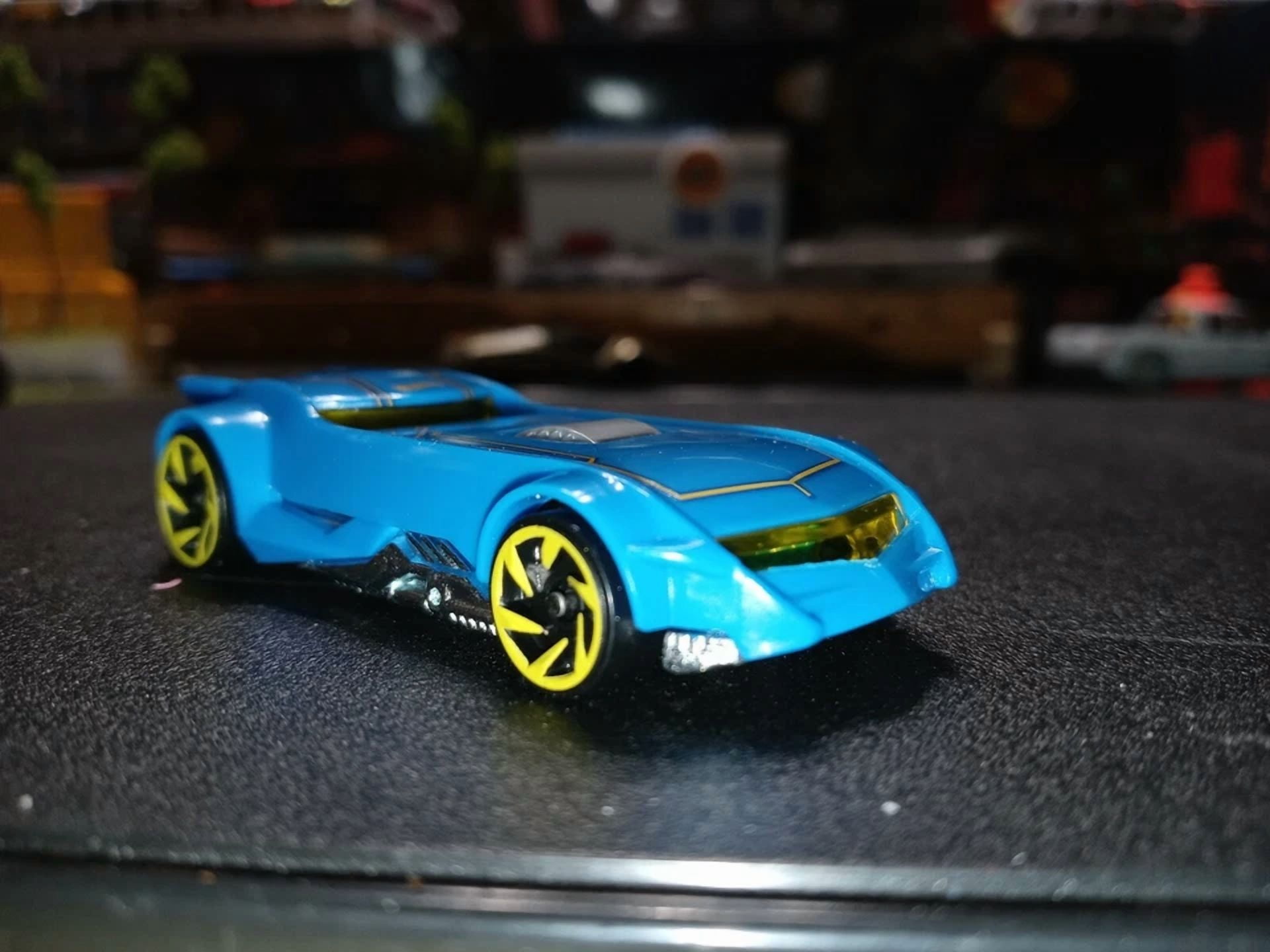 Hot Wheels 2021 HW Batman 2/5 Blue The Batman Batmobile GameStop ...