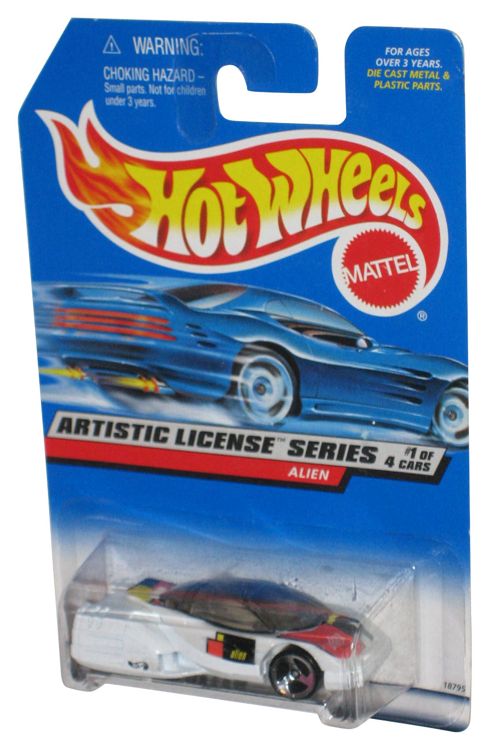 Hot Wheels Artistic License Series 1/4 White Alien Toy Car #729 ...