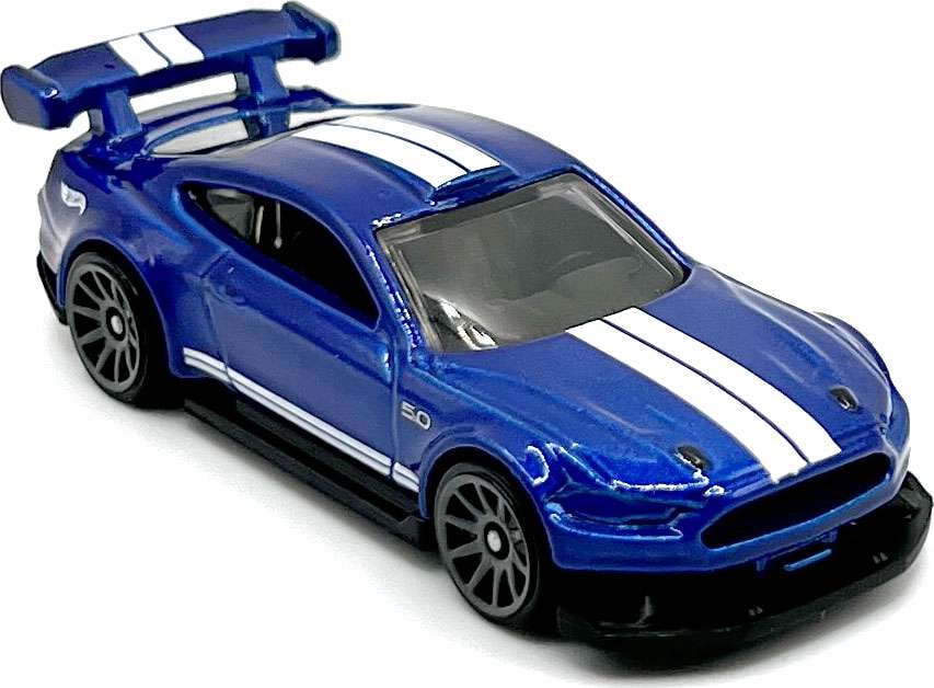 Hot Wheels Custom '18 Ford Mustang GT Diecast Car (Pearlescent Blue ...
