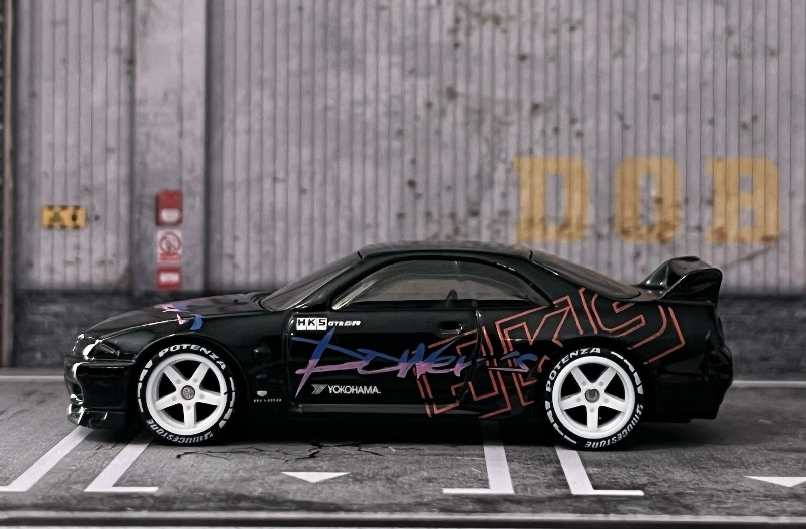 Hot Wheels Custom Nissan Skyline GT-R HKS R33 - Real Riders JDM ...