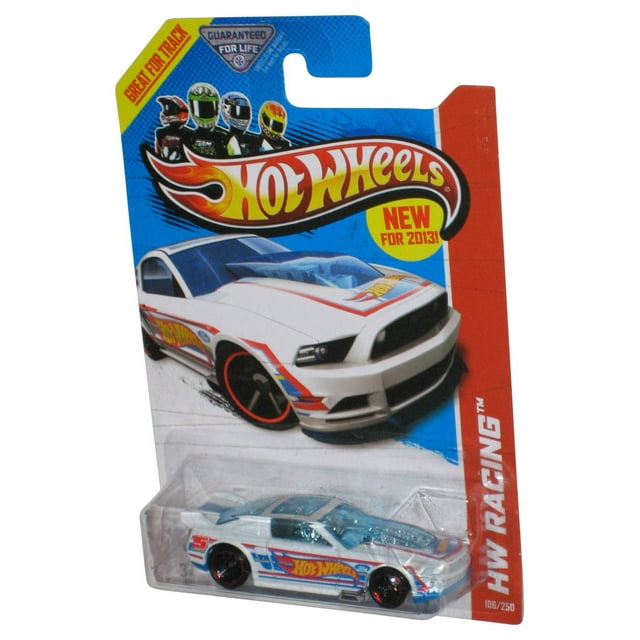 Hot Wheels HW Racing (2013) White '13 Ford Mustang GT Toy Car 106/250 ...