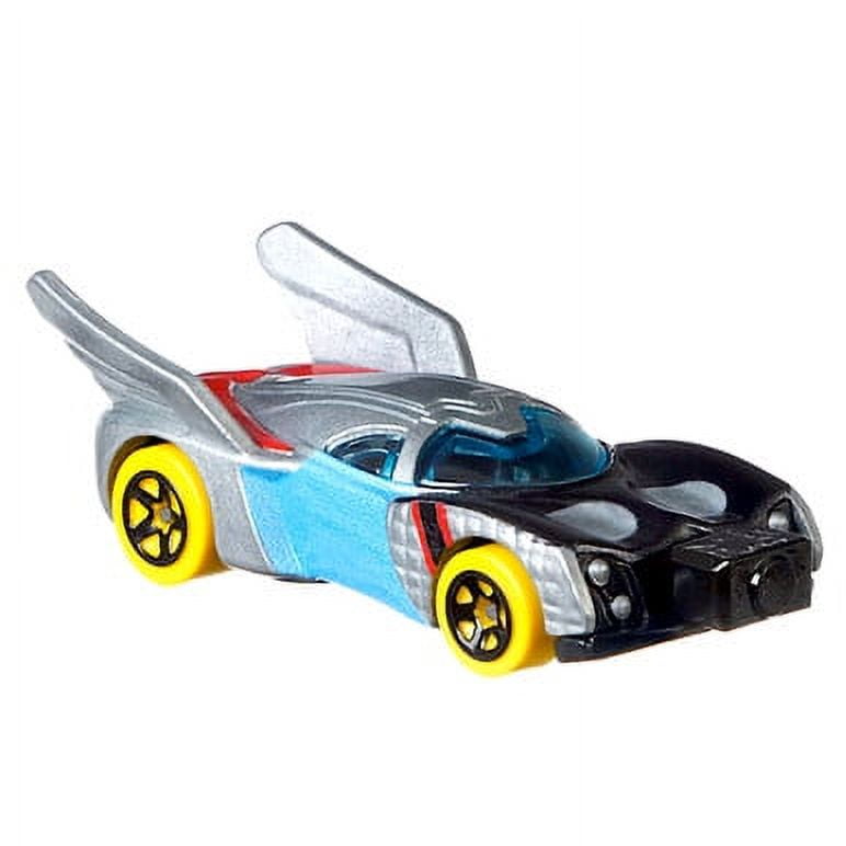 Hot Wheels Licensed Character Car, Gift for Kids 3 Years & Up ...
