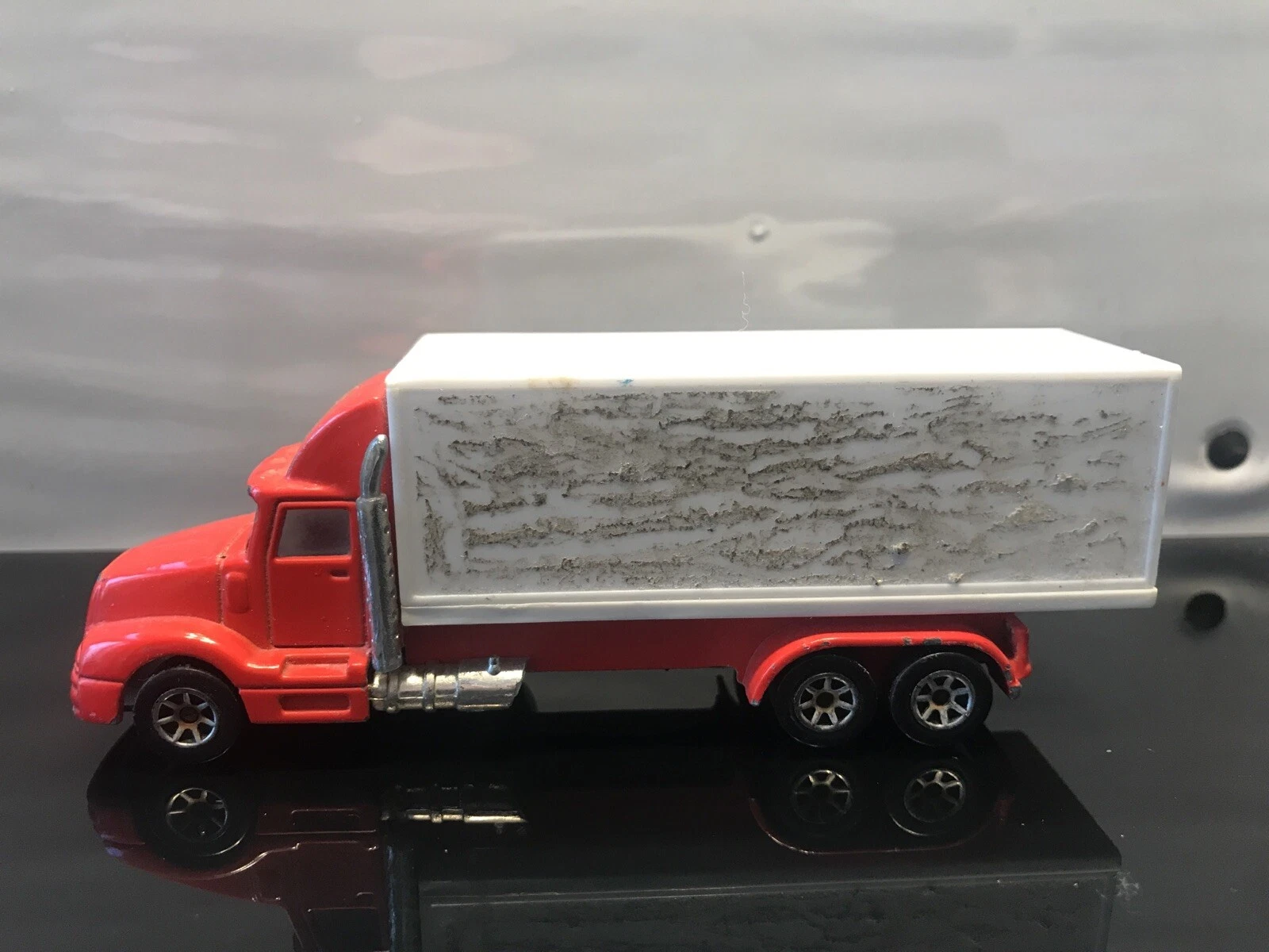 Hot Wheels Long Hauler Box Truck - Walmart.com