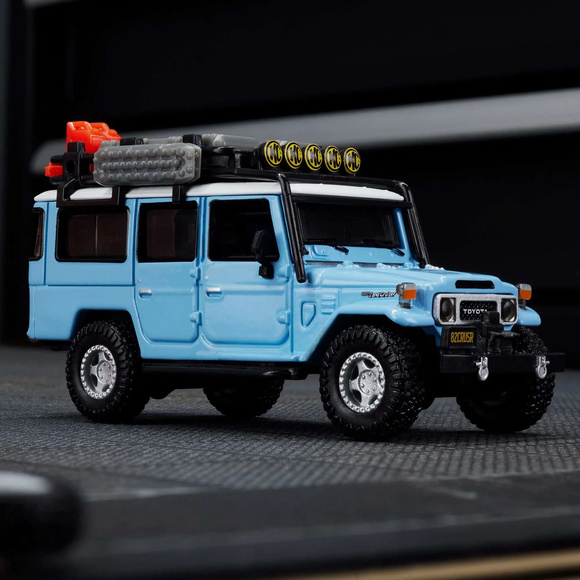 Hot Wheels Mod Shop 1982 Custom Toyota Land Cruiser FJ45 Troopy Die ...