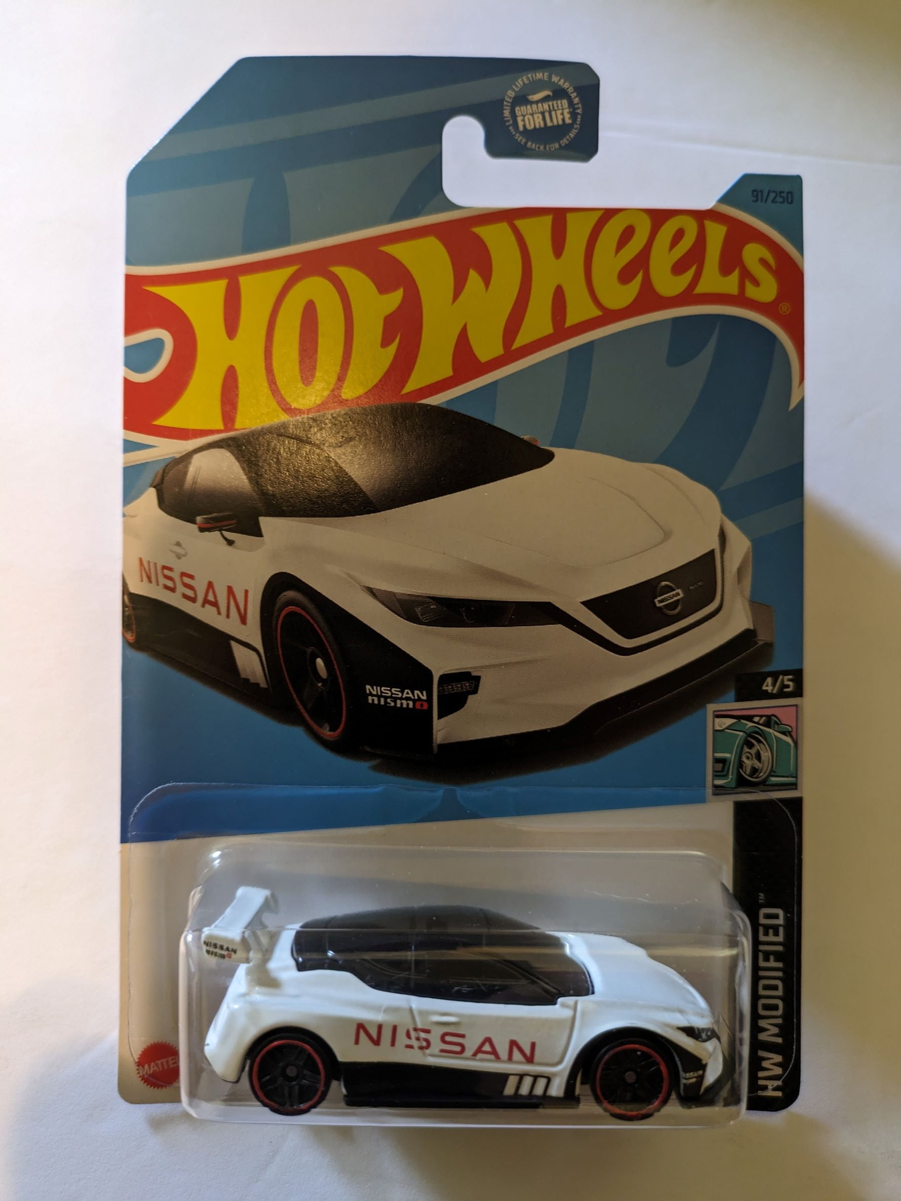 Premium Hot Wheels Nissan Leaf Nismo RC_02, 1/64 Scale Die Cast Car ...