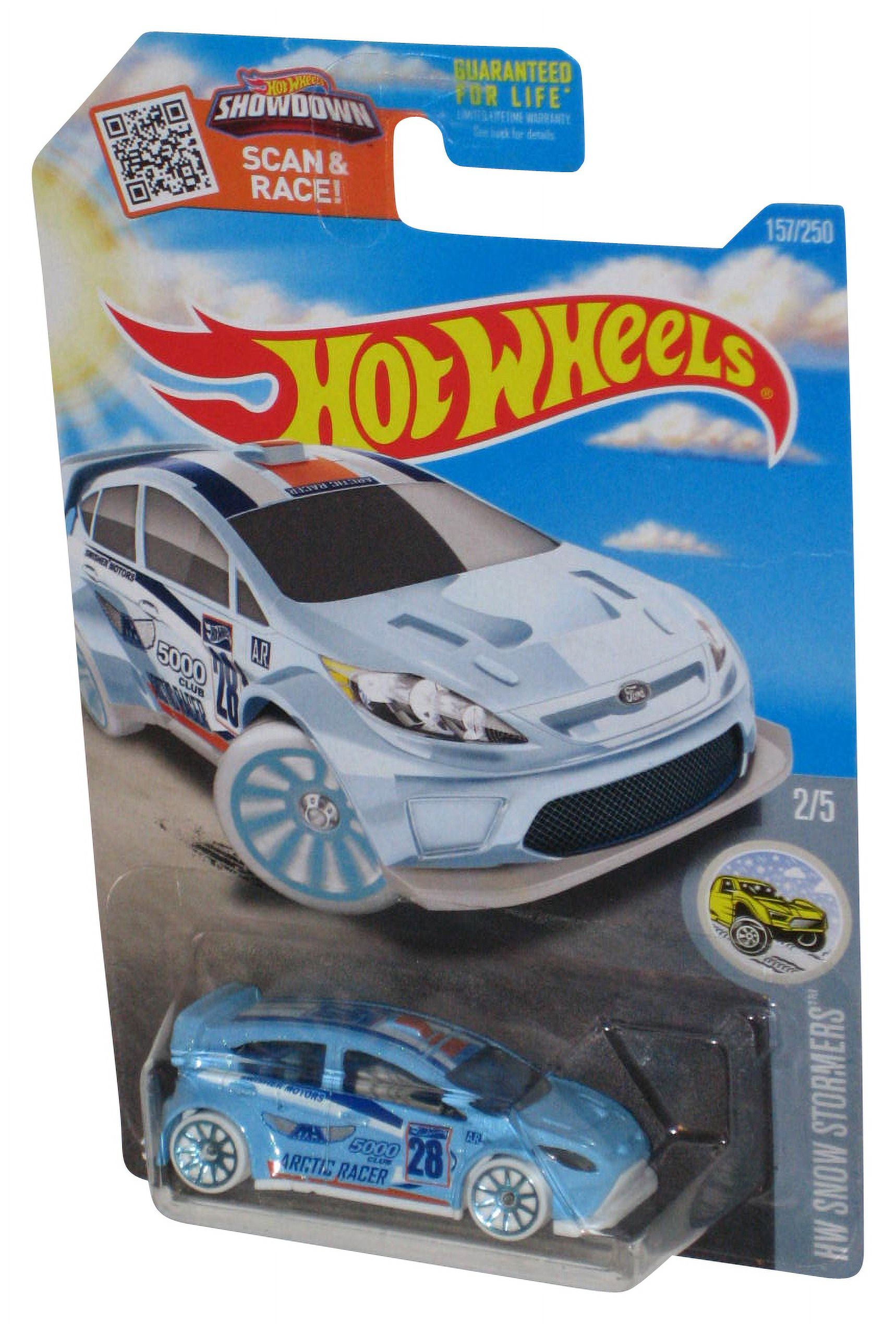 Hot Wheels Showdown HW Snow Stormers (2015) White '12 Ford Fiesta Car ...