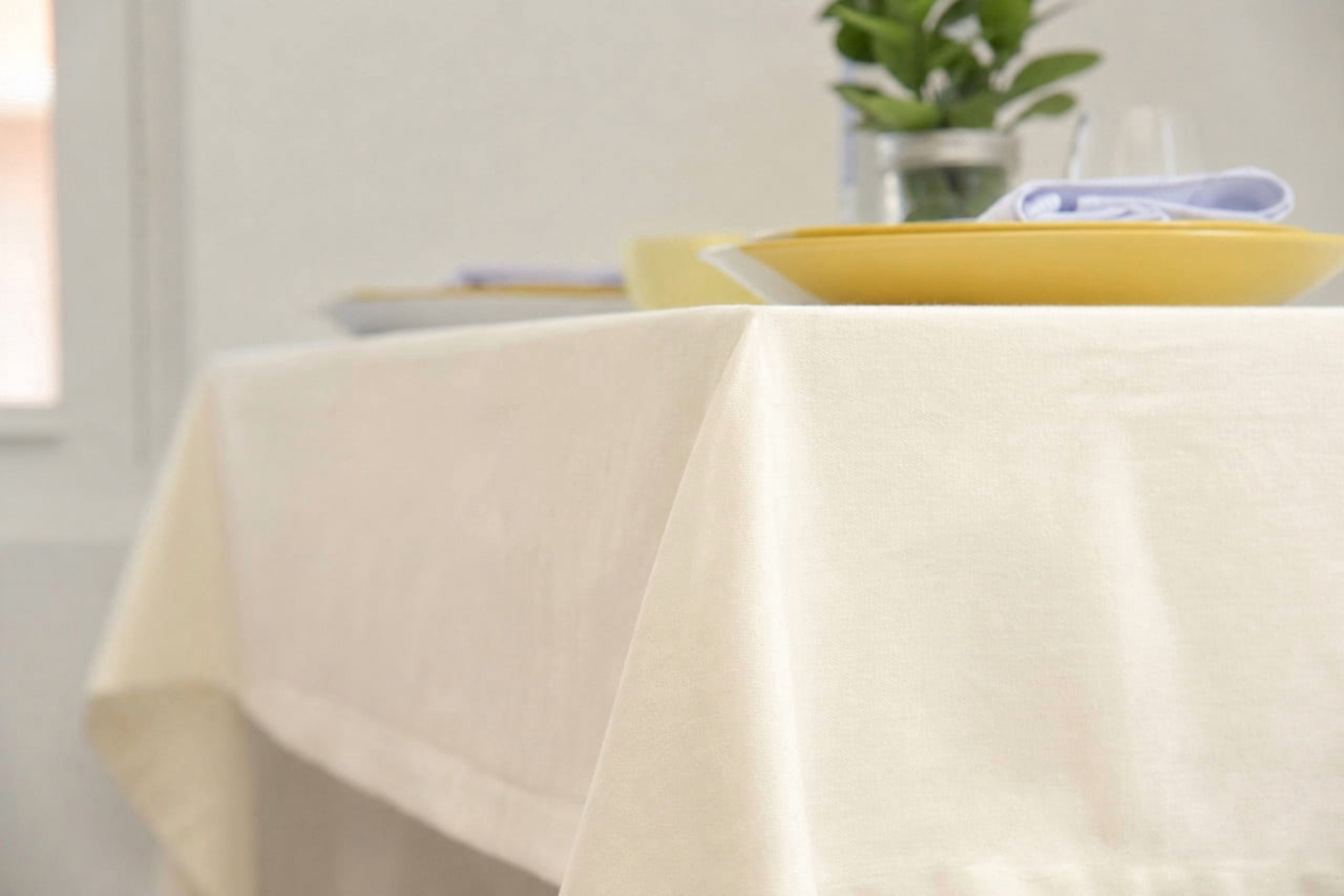 Hotel Butler Service 100% Cotton Tablecloth 70