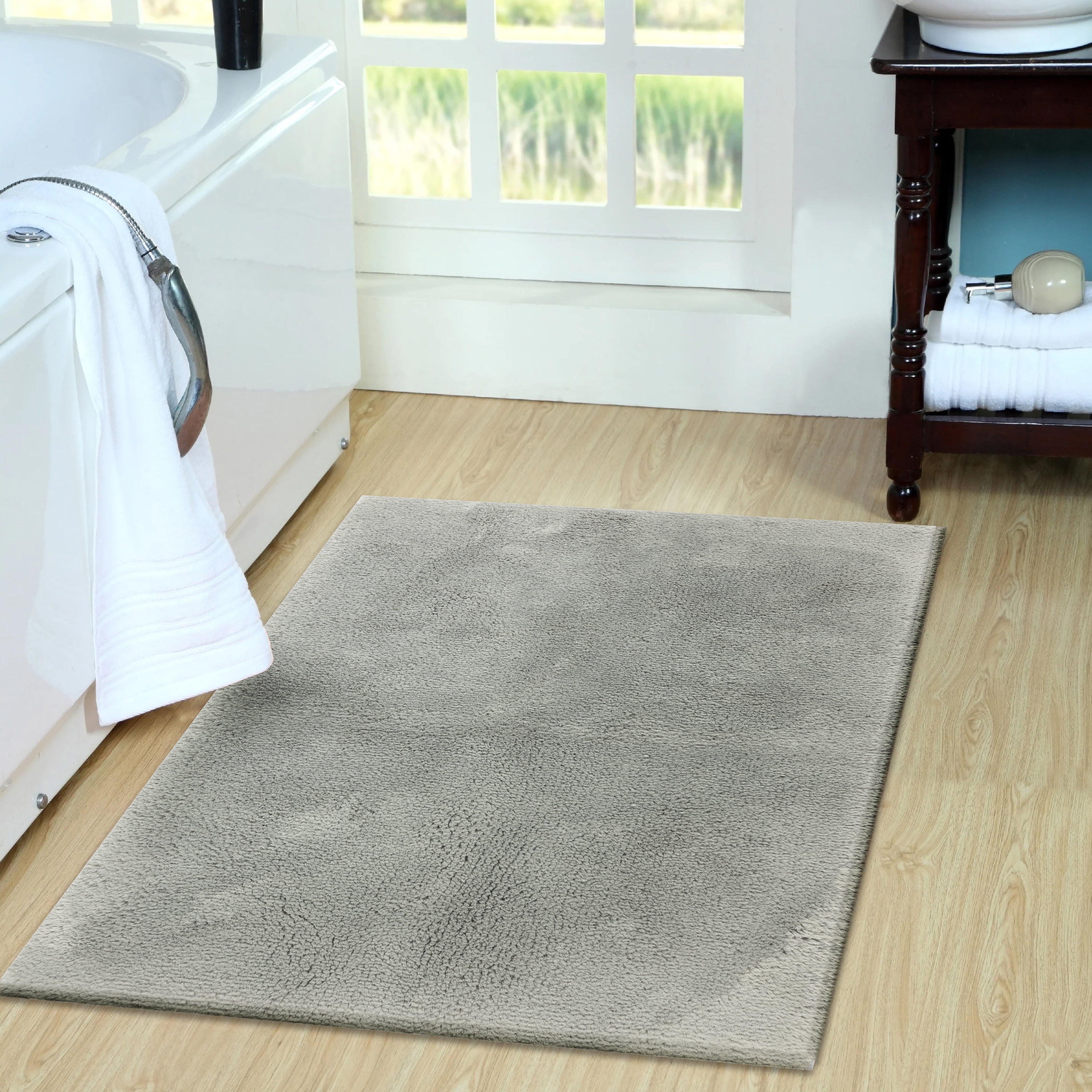Hotel Style Silver Micro-Polyester 21" x 34" Bath Rug - Walmart.com
