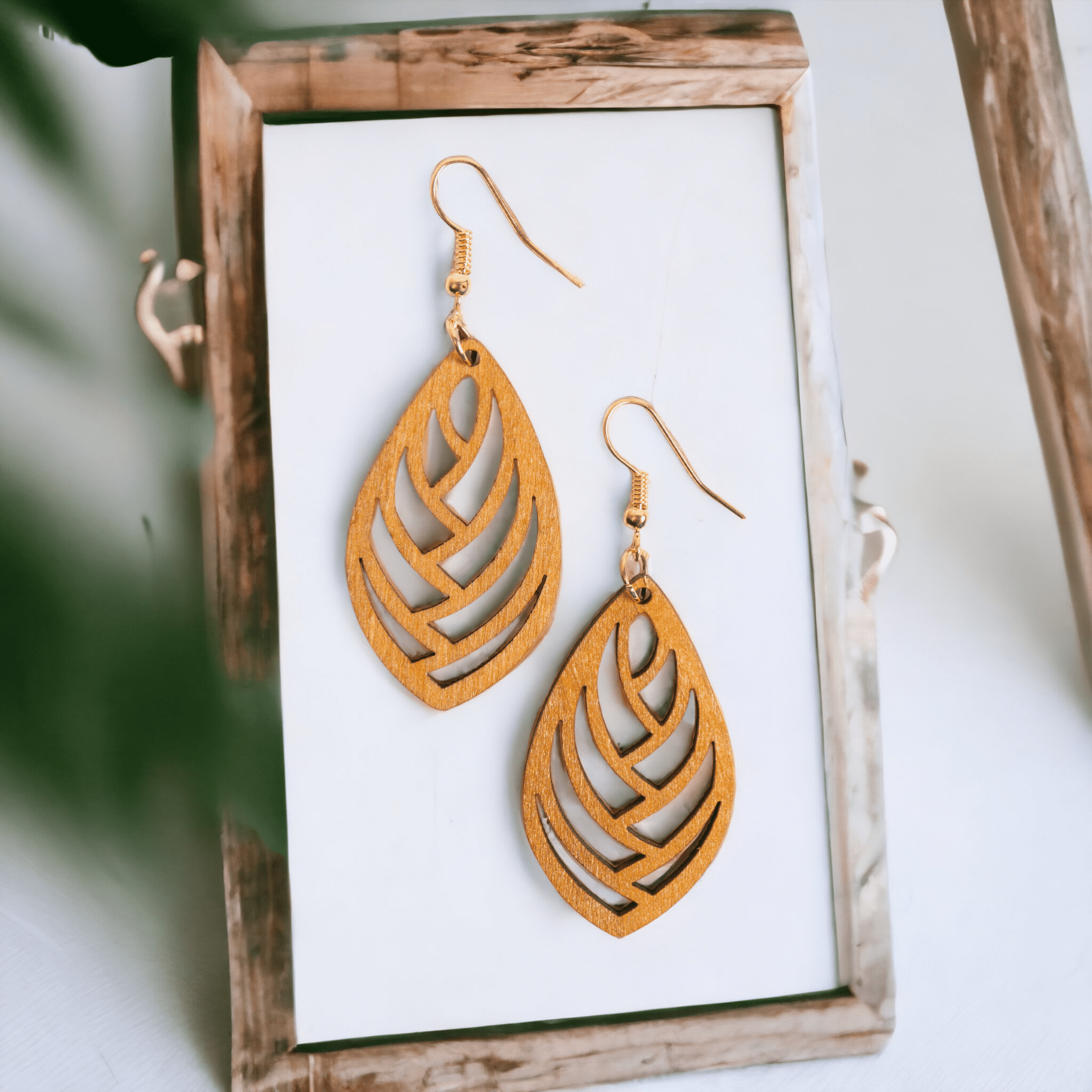 Howard's Samira Lightweight Blonde Leaf Wood Drop Earrings for Women ...