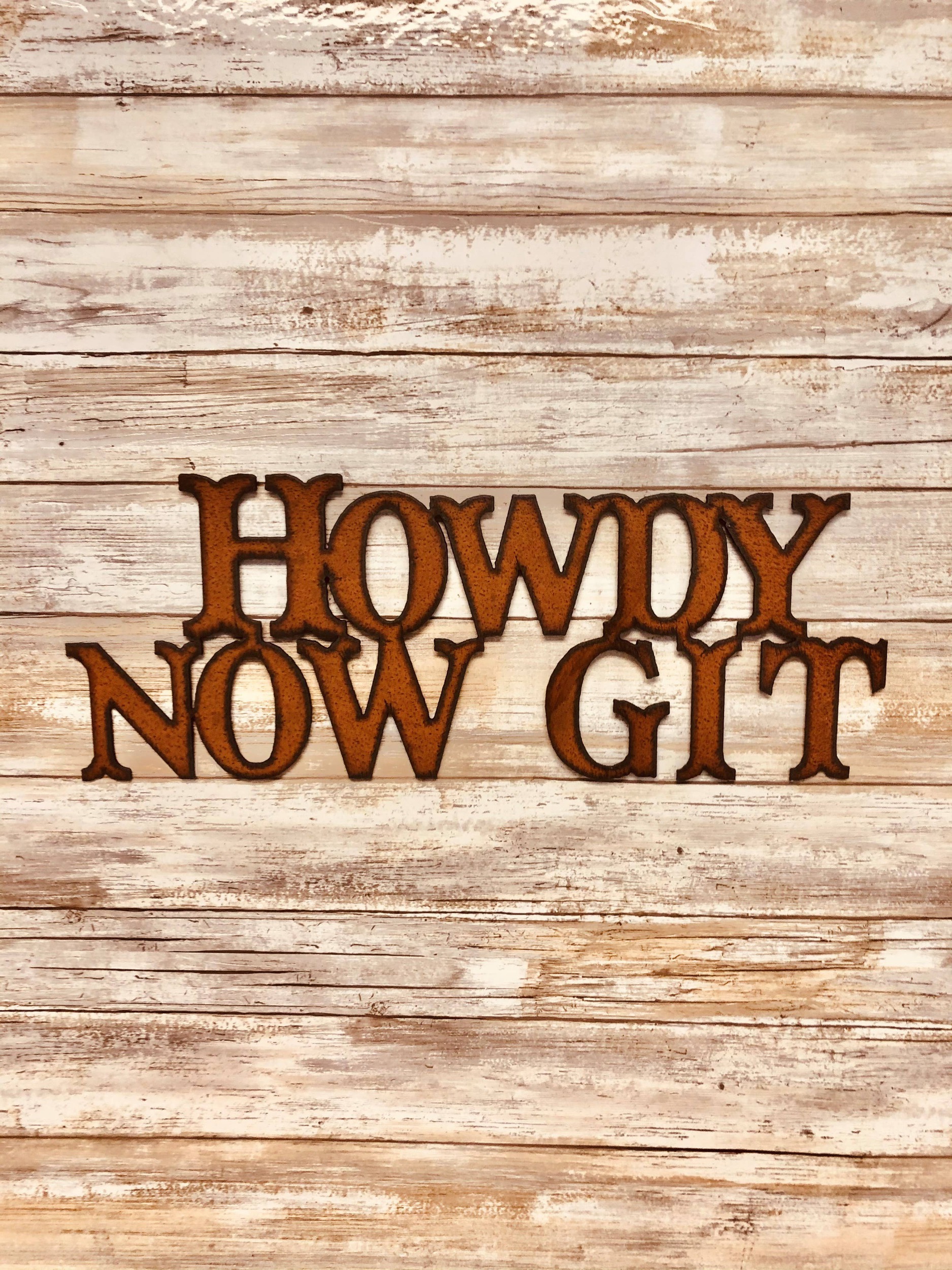 Howdy Now Git Farm Western Sign - Walmart.com