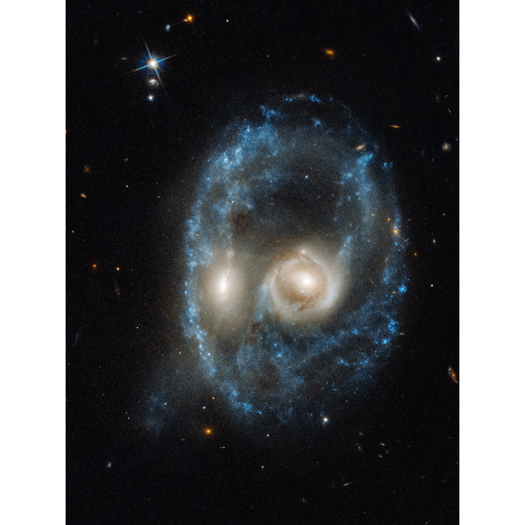 Hubble Space Telescope Image AM 2026-424 Arp Madore Blue Ring ...