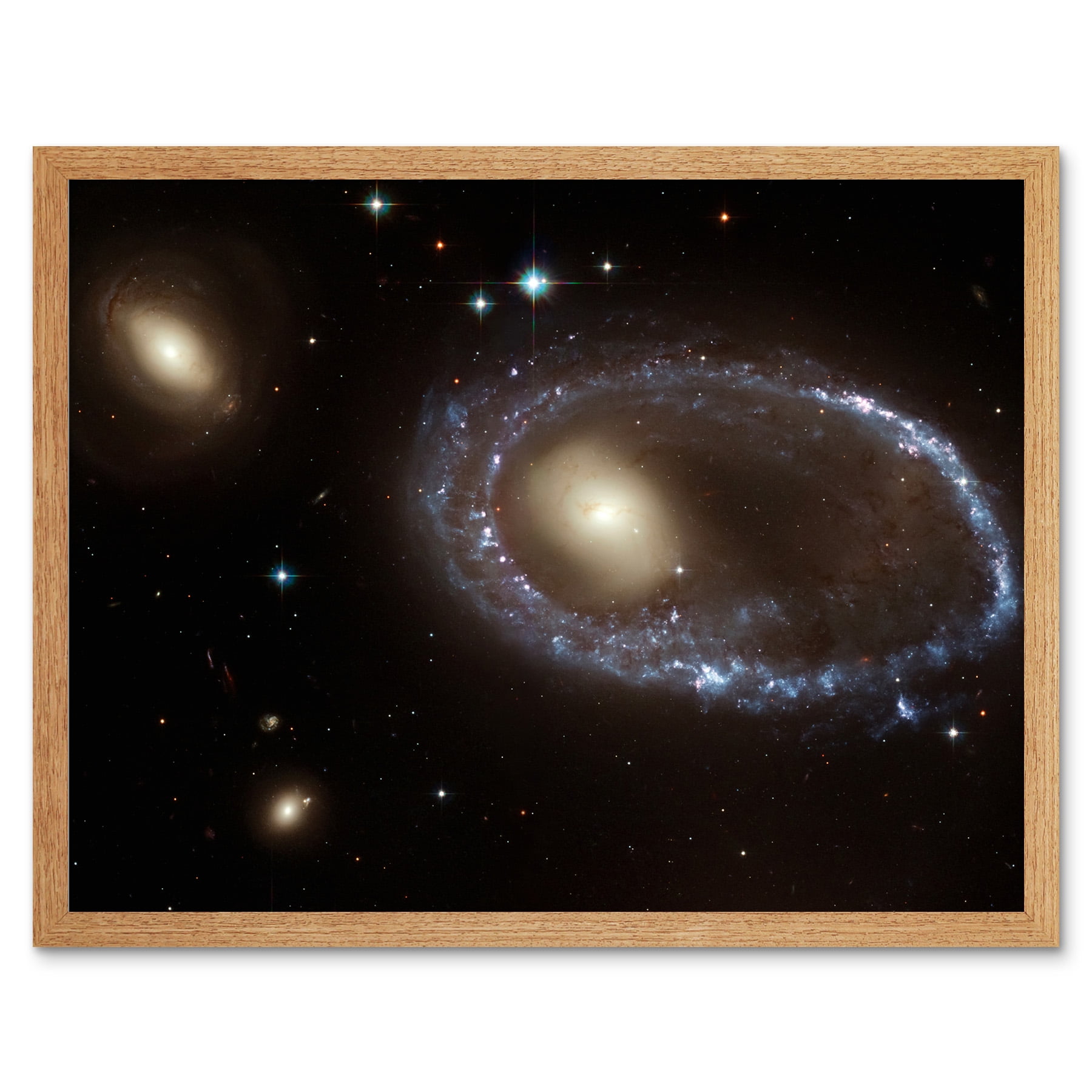 Hubble Space Telescope Image Blue Star Cluster Ring Yellow Nucleus ...