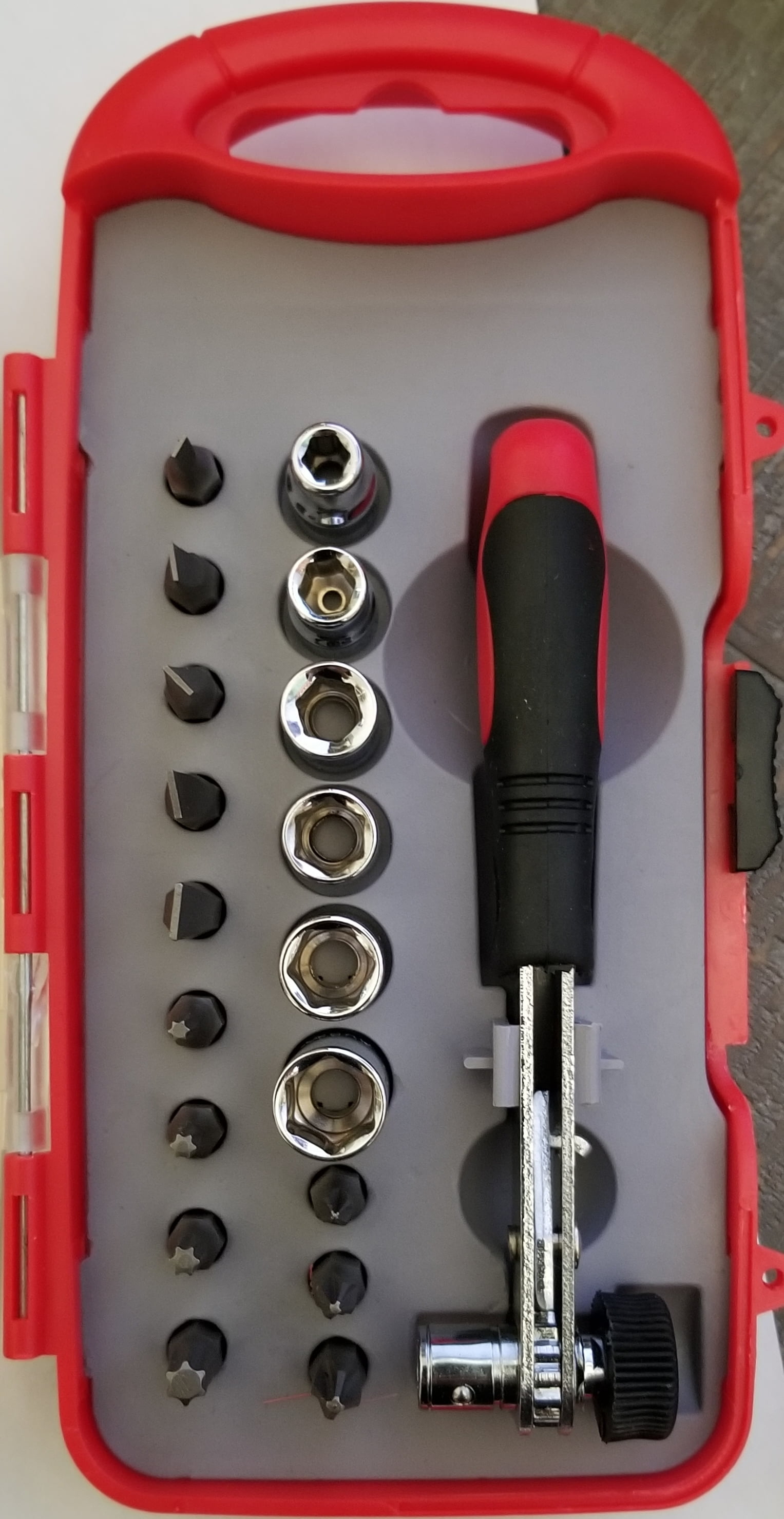 Husky Drive Socket Set with Screw Bits, 1/4", 19 Count - Walmart.com