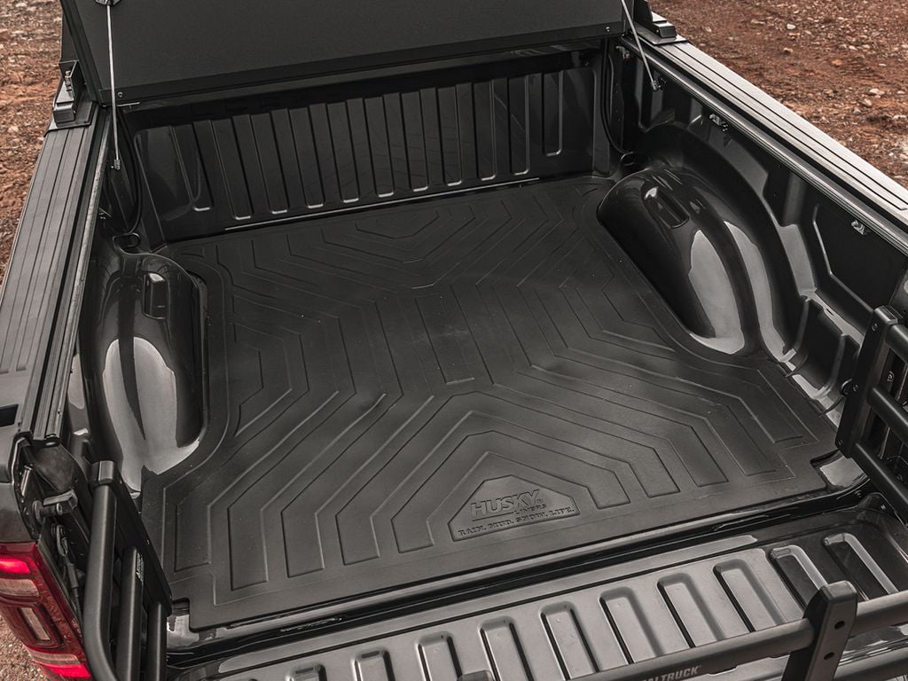 Husky Liners Heavy Duty Rubber Bed Mat for 2019-2024 Chevy Silverado ...