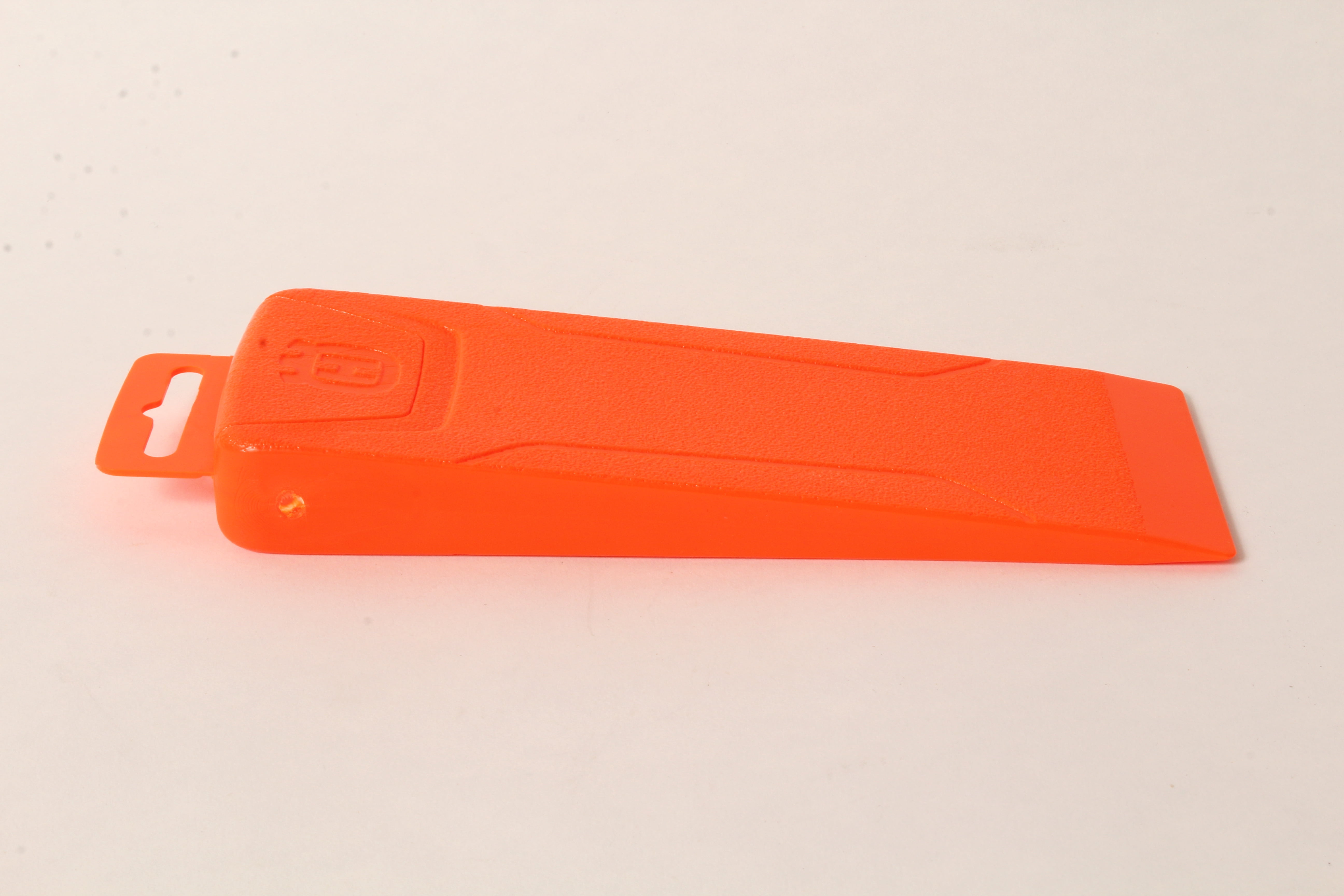 Husqvarna 598035902 8" Hi-Impact Heavy Duty Plastic Felling Wedge with ...