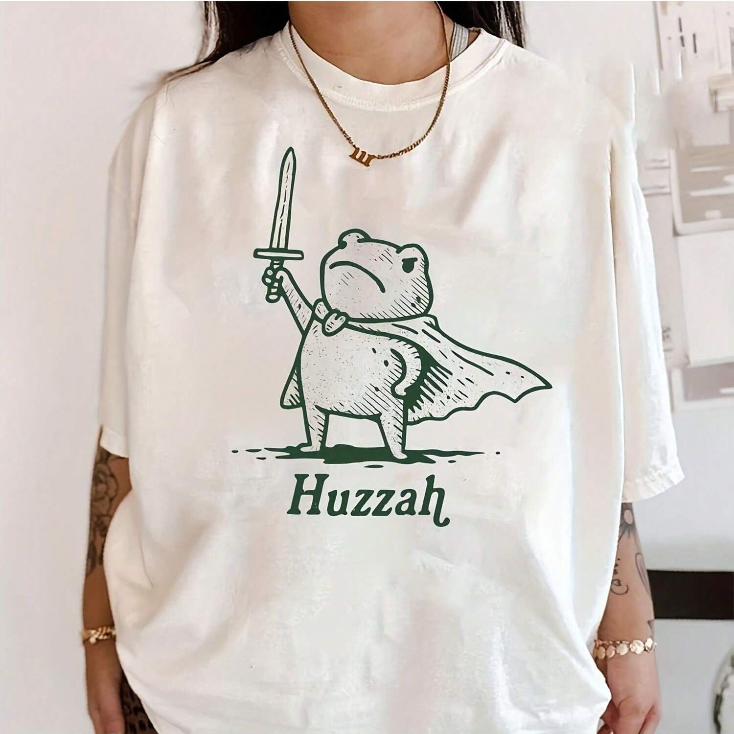 Huzzah Frog With Sword S1Hirt, Medieval Frog S1Hirt, - Walmart.com