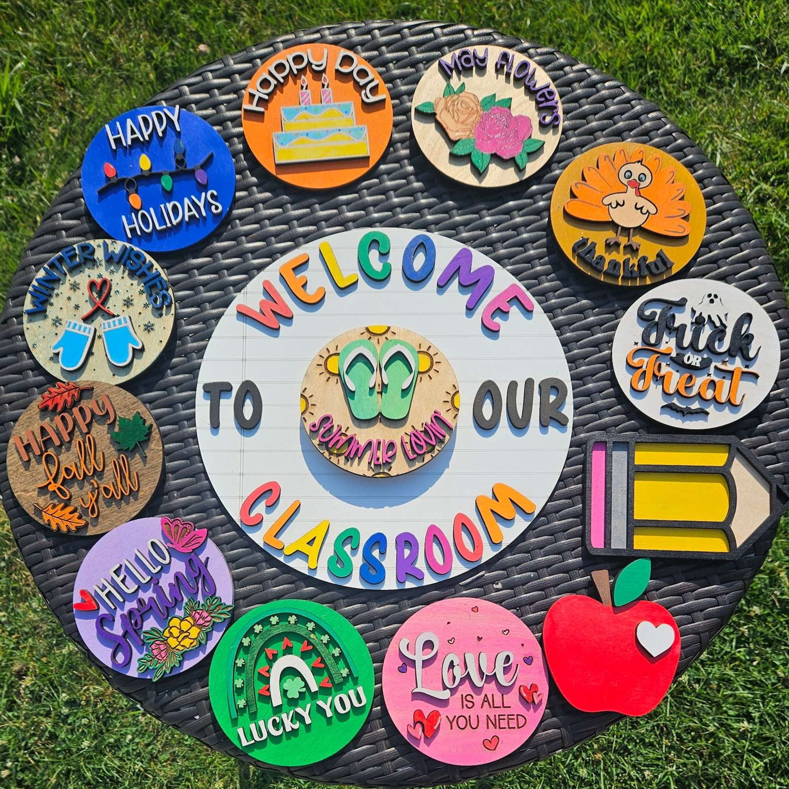 Hxlamzoo Interchangeable Welcome Classroom Door Sign, Wooden Hanging ...