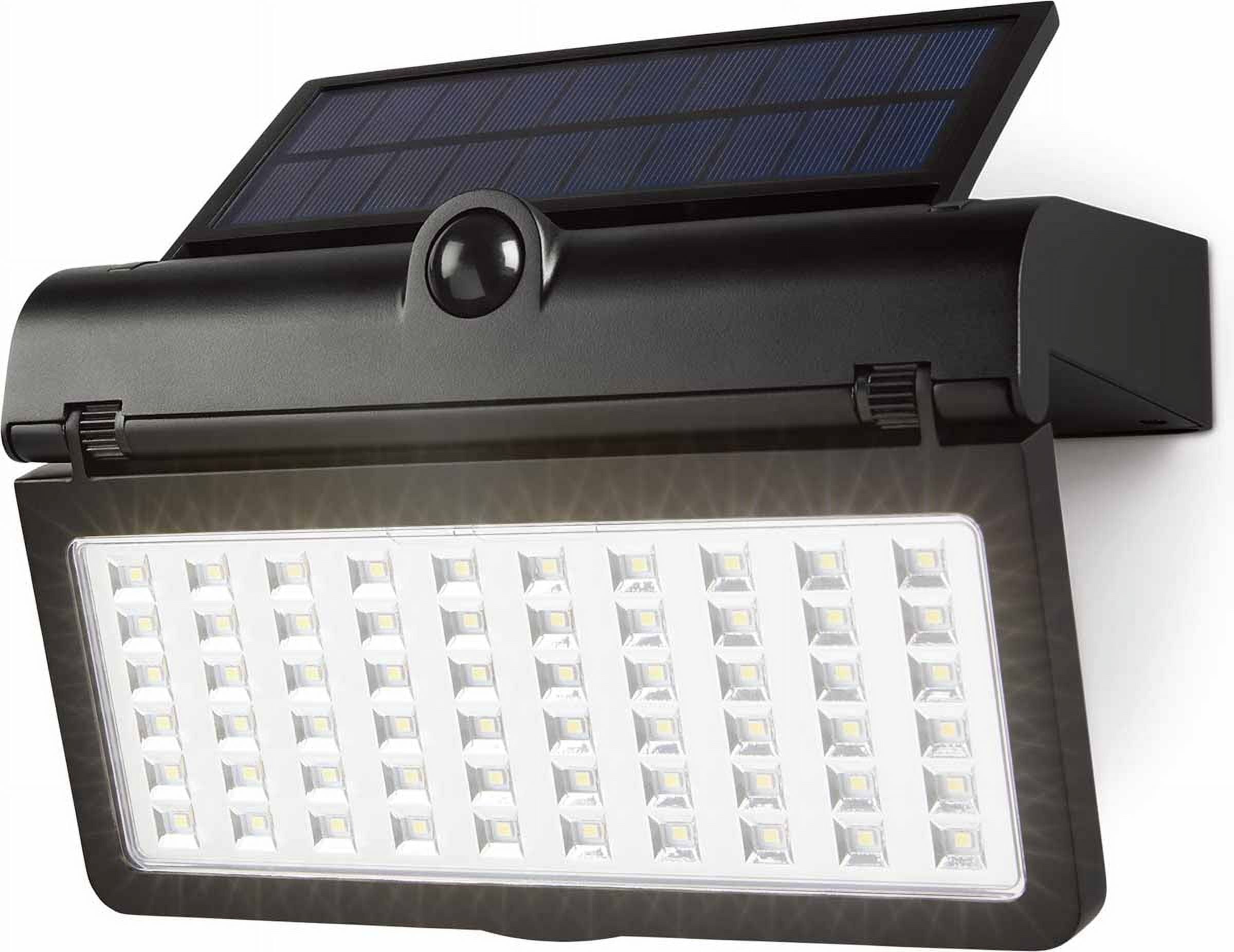 Hyper Tough Solar Flood and Security Light 1500 Lumen Motion Activated ...