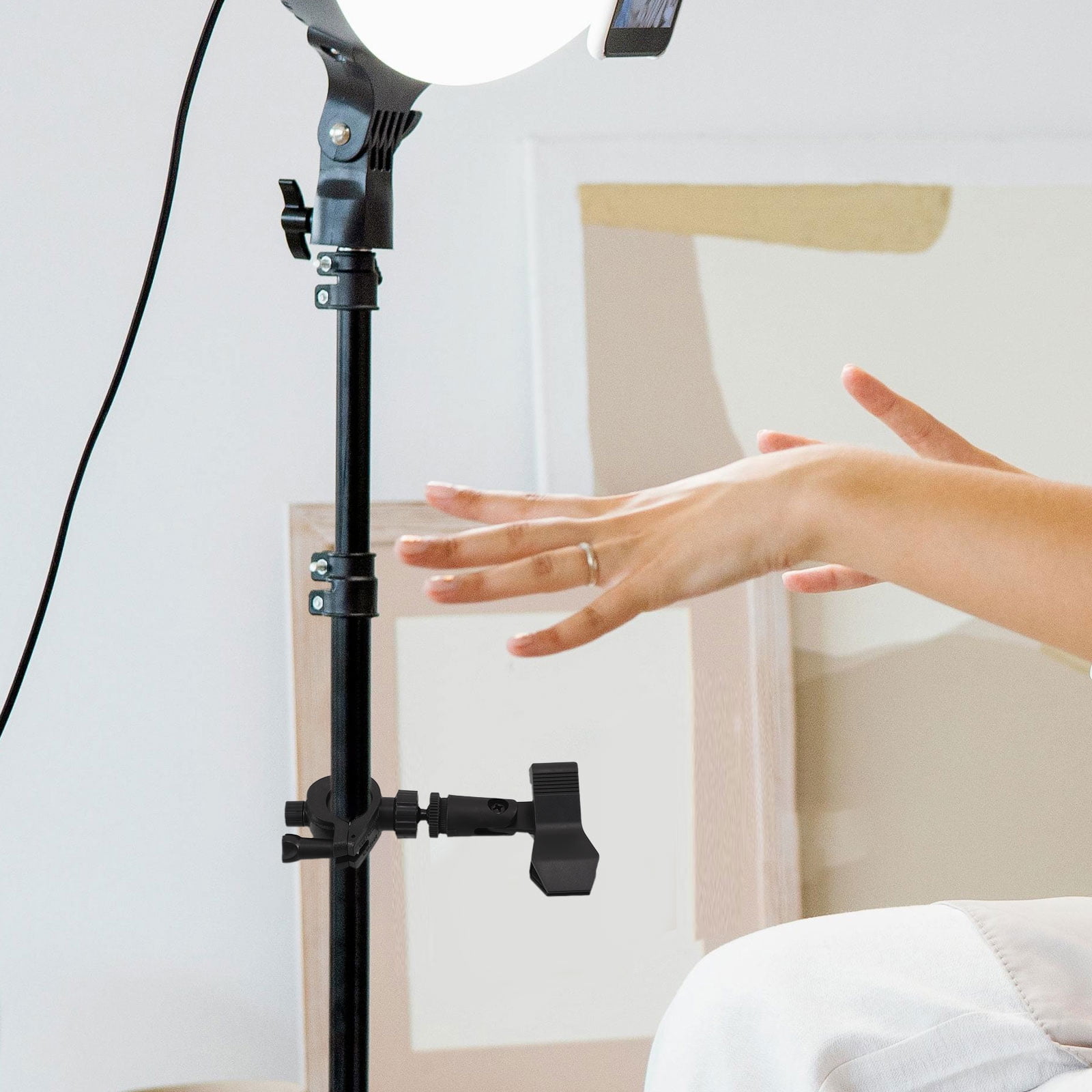 Hytrove 1Pcs Universal Microphone Mount in Black with Triangular Base ...