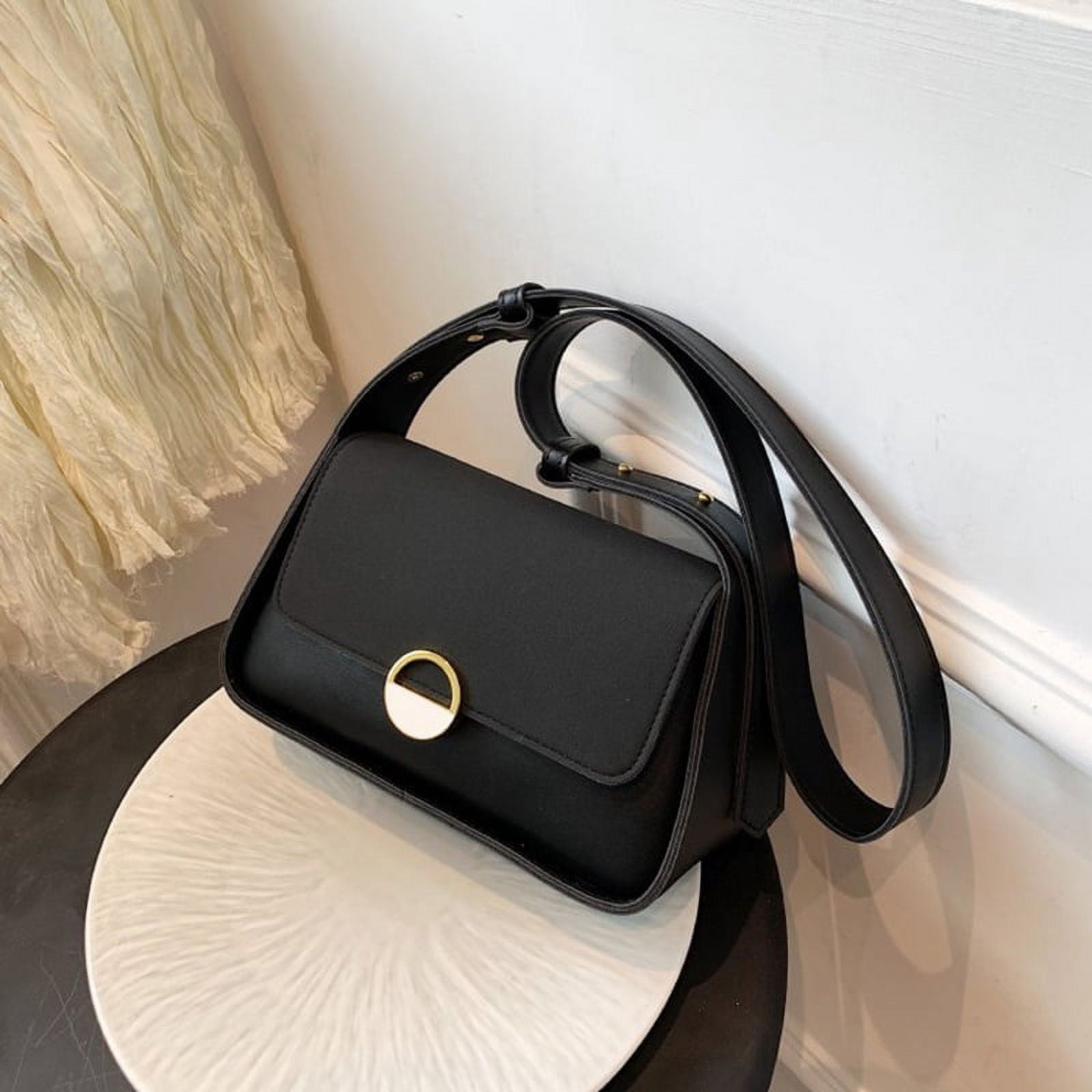 IELGY Simple Color Contrast Niche Design Shoulder Bag Female Western ...