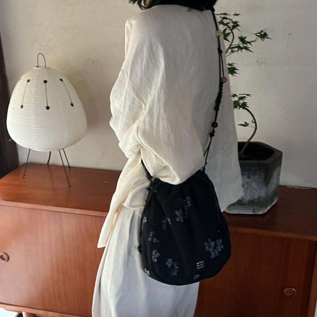 IELGY antique Han element cheongsam is well matched with bags, retro ...