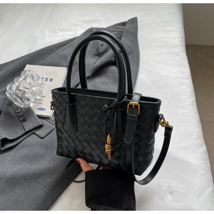 IELGY high-texture hand-woven portable small tote bag, fashionable ...
