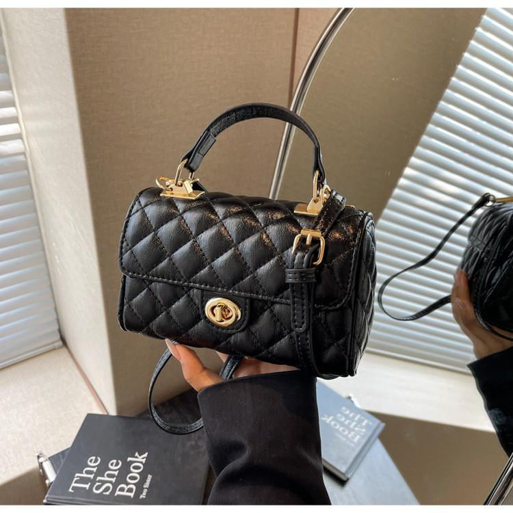 IELGY silver handbag, popular commuting shoulder foreign style ...