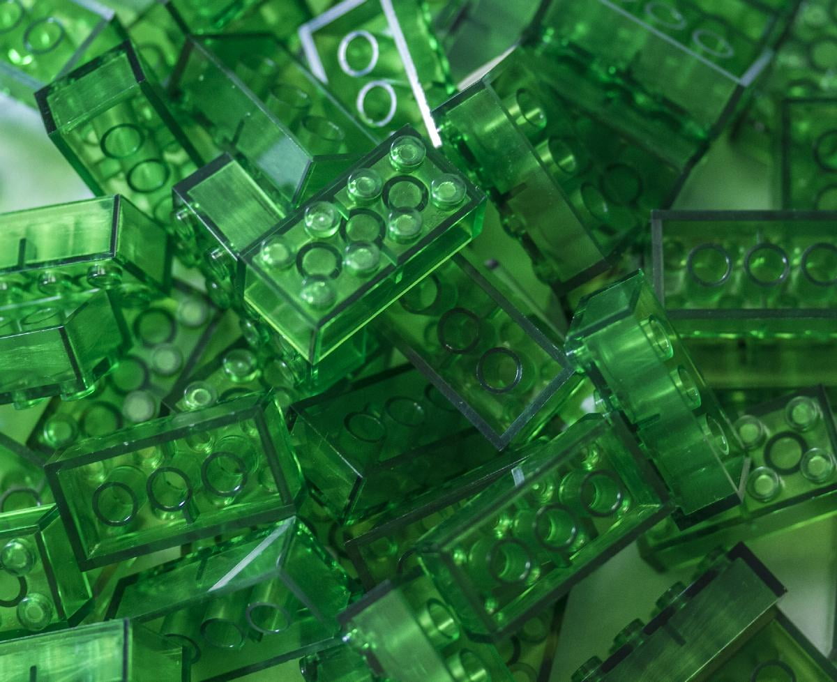 IMEX 2x4 Stud Interlocking Bricks, Translucent Green, 100 Pack ...