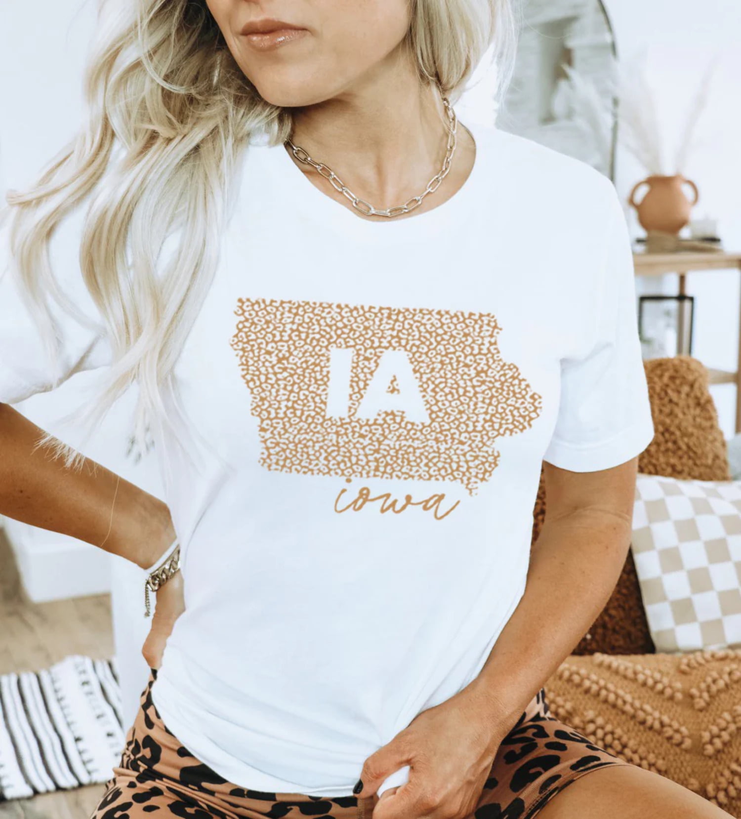 IOWA Graphic Short sleeve T-Shirt - Walmart.com