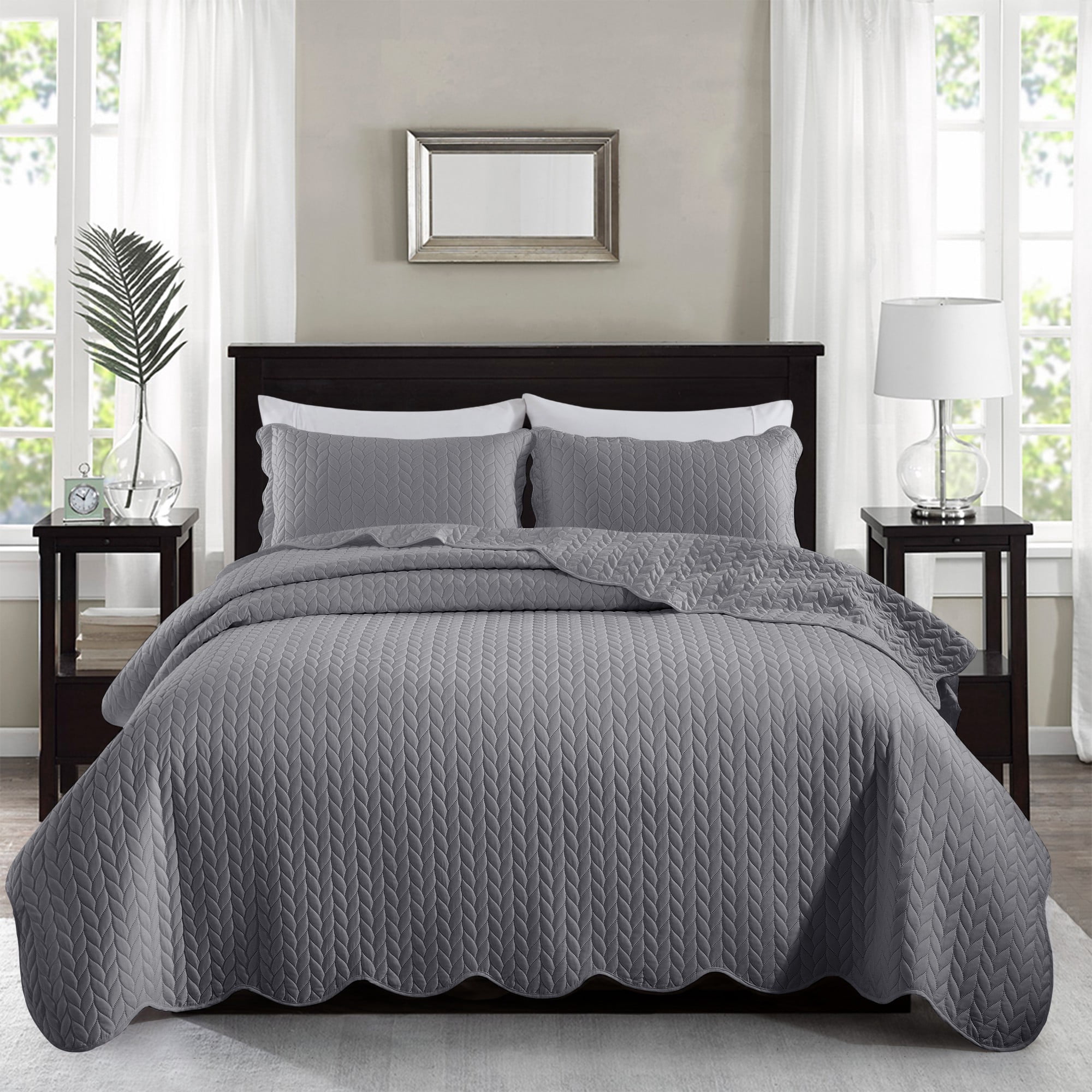 IR Imperial Rooms Lightweight King Quilt, Embossed Comfort Bedspread ...