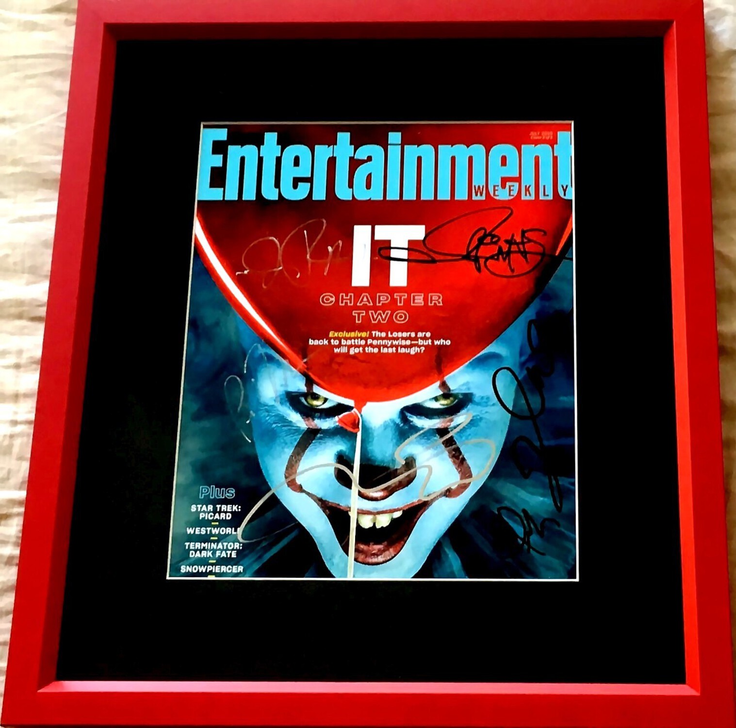 IT Chapter 2 movie cast autographed Entertainment Weekly cover framed ...