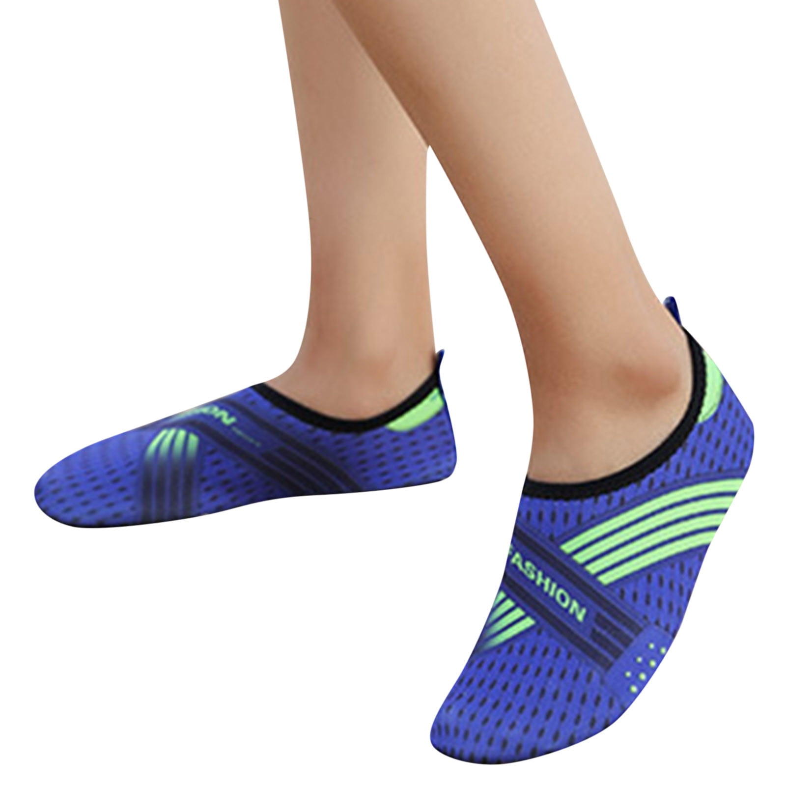 IUJSOY Water Shoes Men Aqua Socks Swim Beach Pool Slip on Barefoot ...