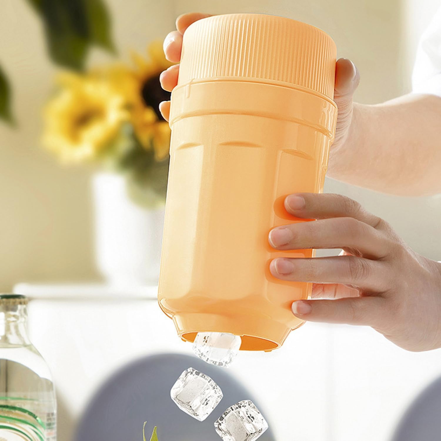 Ice Cube Tray with Lid, 2024 New Rotating Release Ice Cube Tray ...
