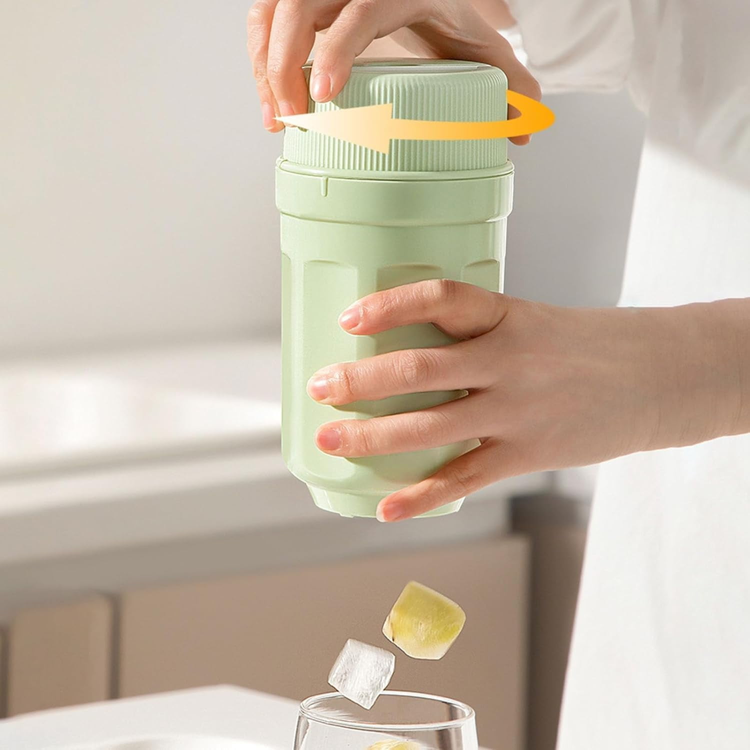 Ice Cube Tray with Lid, 2024 New Rotating Release Ice Cube Tray ...