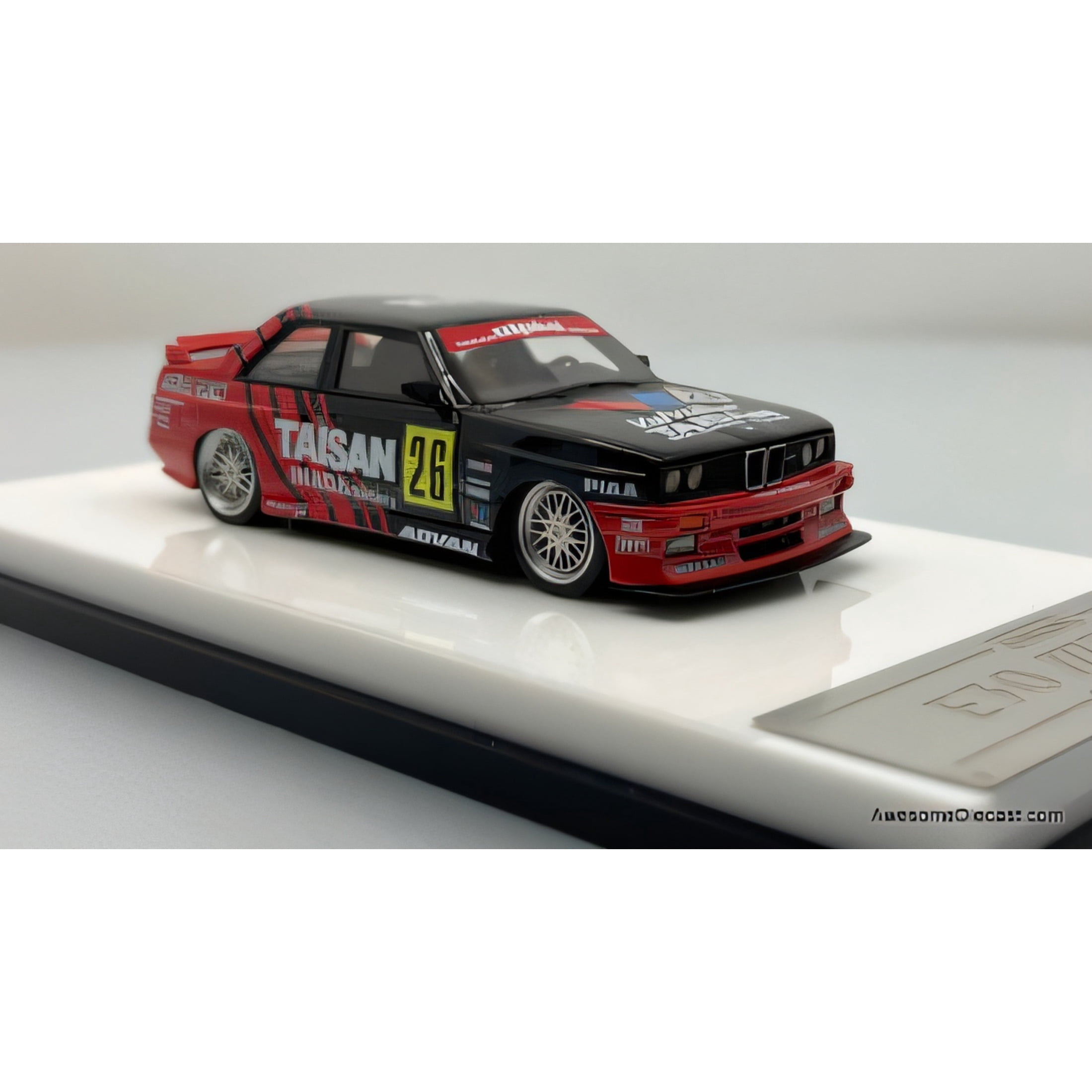 Iconic Replicas - Scalemini 1:64 Bmw E30 M3# 26 Advan - Walmart.com