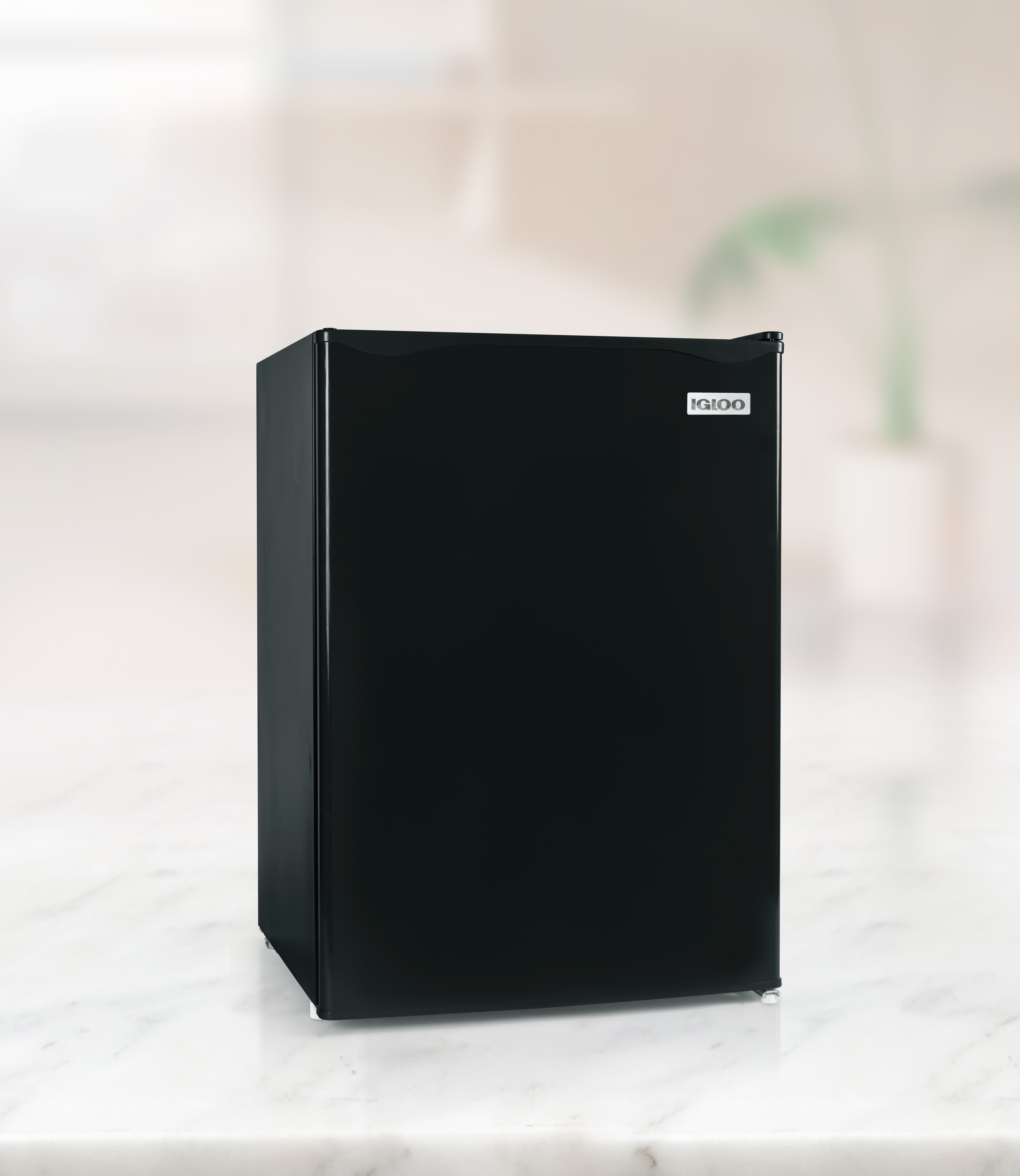Igloo 2.6 Cu.Ft. Mini Fridge with Temp Control, 2 Shelves, Perfect for ...