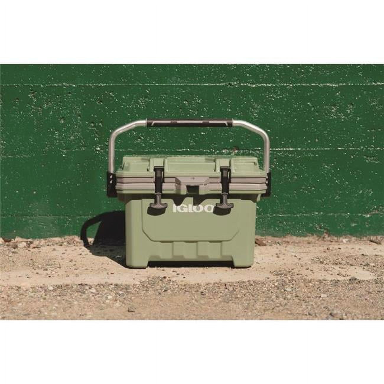 Igloo 24 qt. Green Insulated Cooler with Oil Capacity - Walmart.com