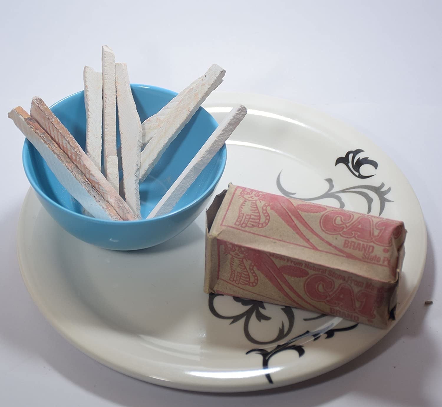 India Clay Thick White Shale Stone Slate Pencil, Earthy and Crunchy ...