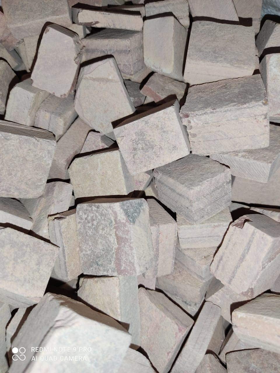 Earth Food Grade India Clay Red Slate Cubes, Crunchy and Earthy, 200 ...