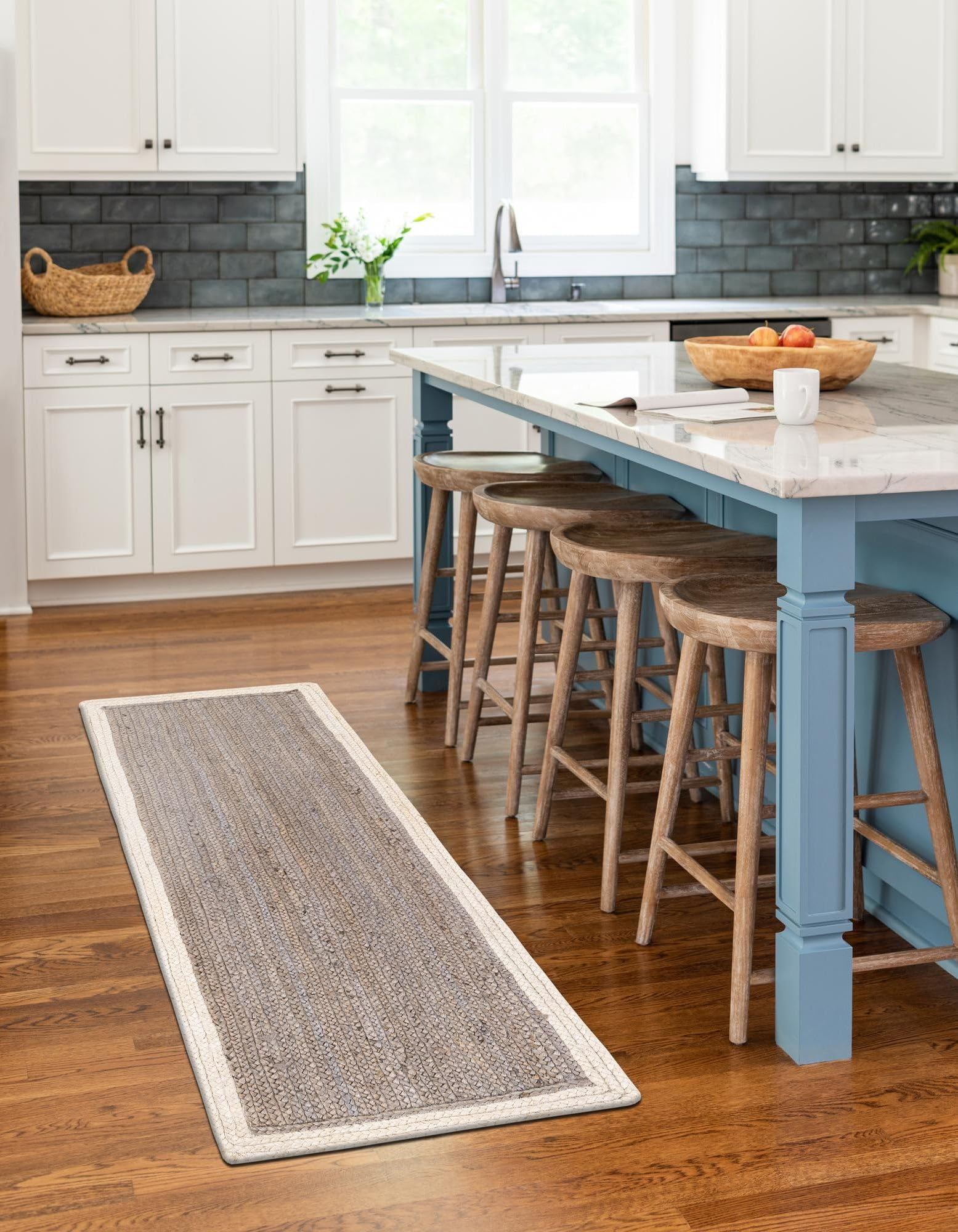 Indian Handmade Braided Inner Gray Jute with White Jute Border Design ...