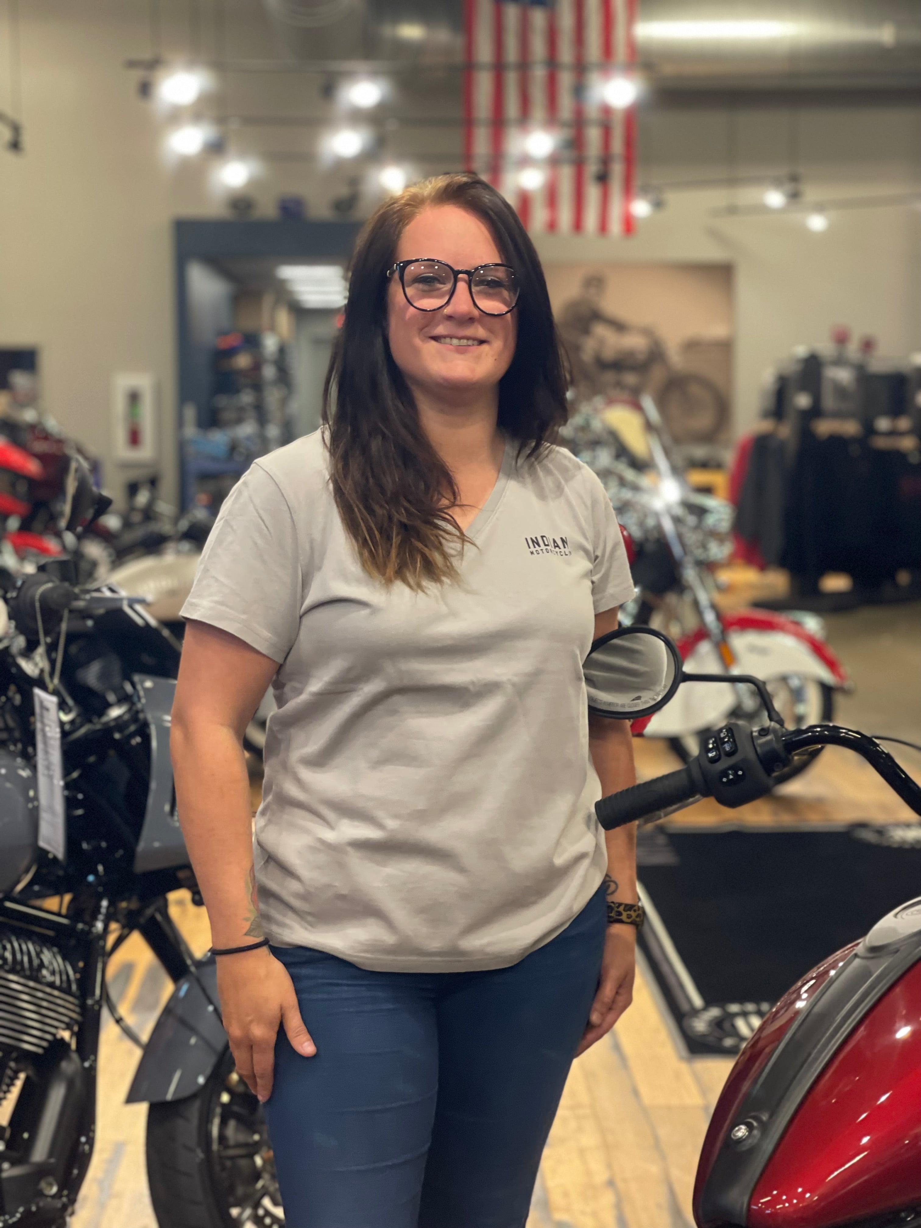 Indian Motorcycle Women's Circle IMC Tee, Gray | 2833422 - Walmart.com