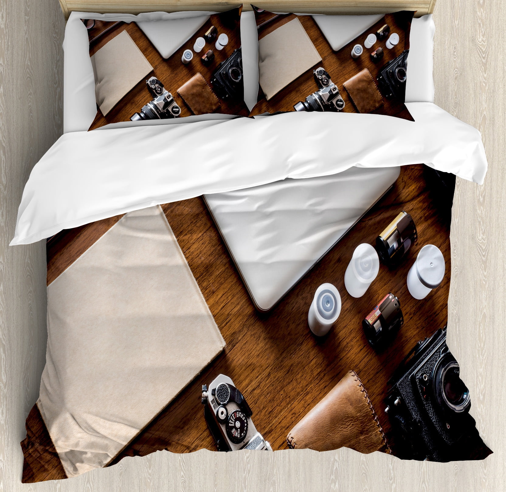 Indie Duvet Cover Set, Professional Set up for Photographers Designers ...