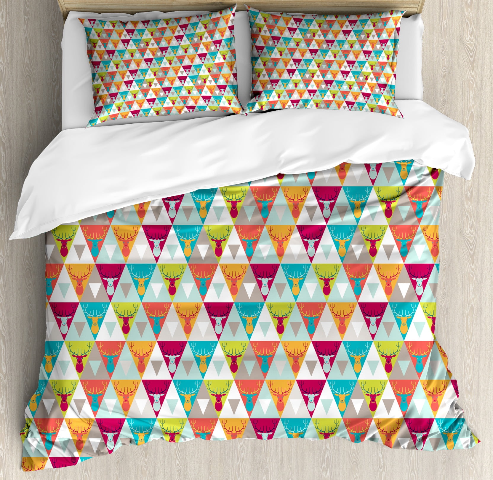 Indie Duvet Cover Set, Triangles Pattern with Deer Elk Portraits ...