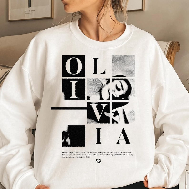Indie Soul Retro Music Olivia Dean Aesthetic Design SWEATSHIRT All Size ...