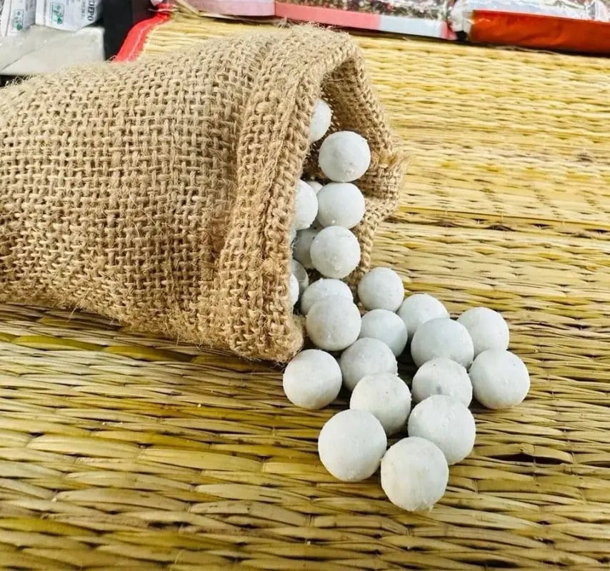 Indori Gatagat Khatti Meethi Imli Balls | Tangy Tamarind ...