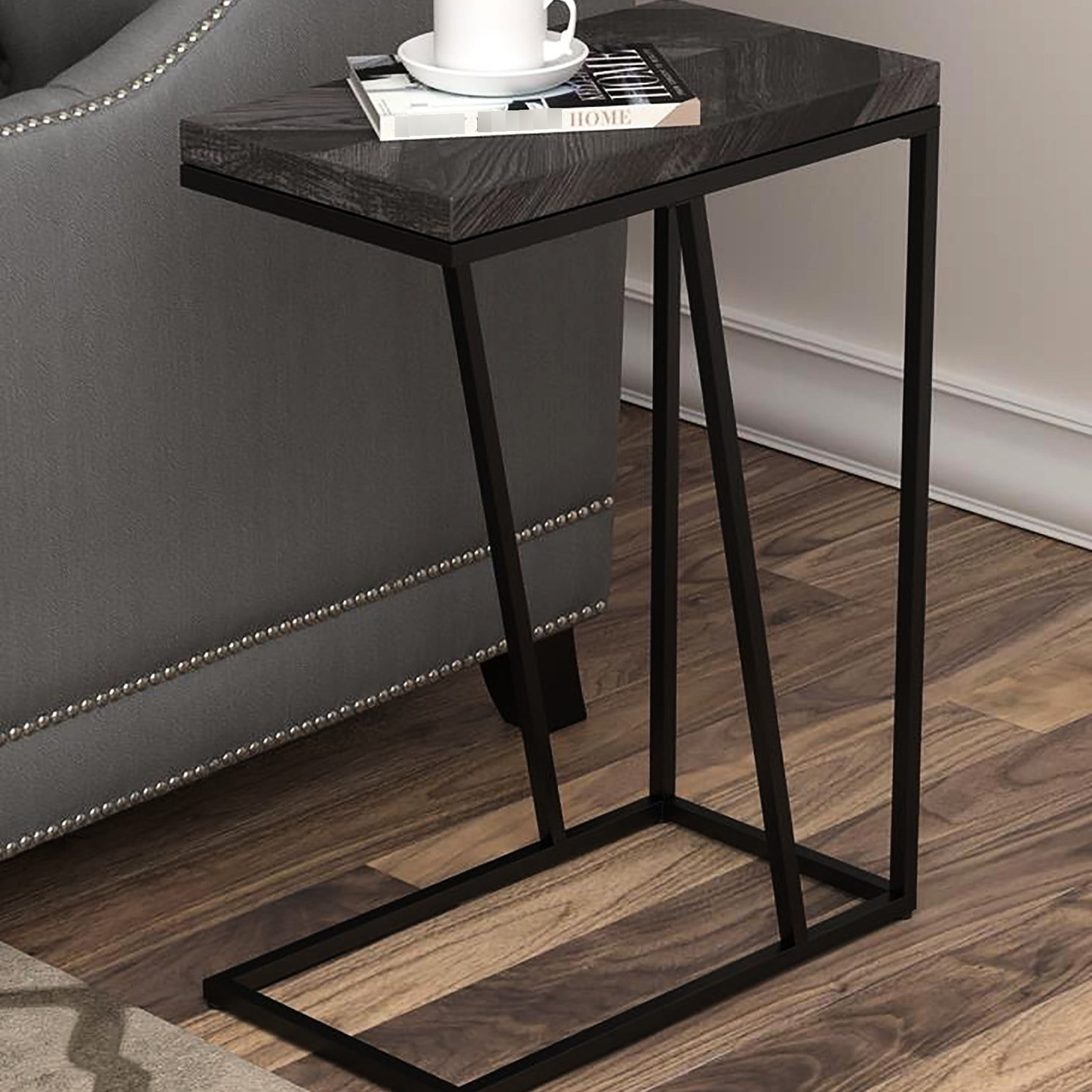 Industrial rectangular table / In different living arrangements ...